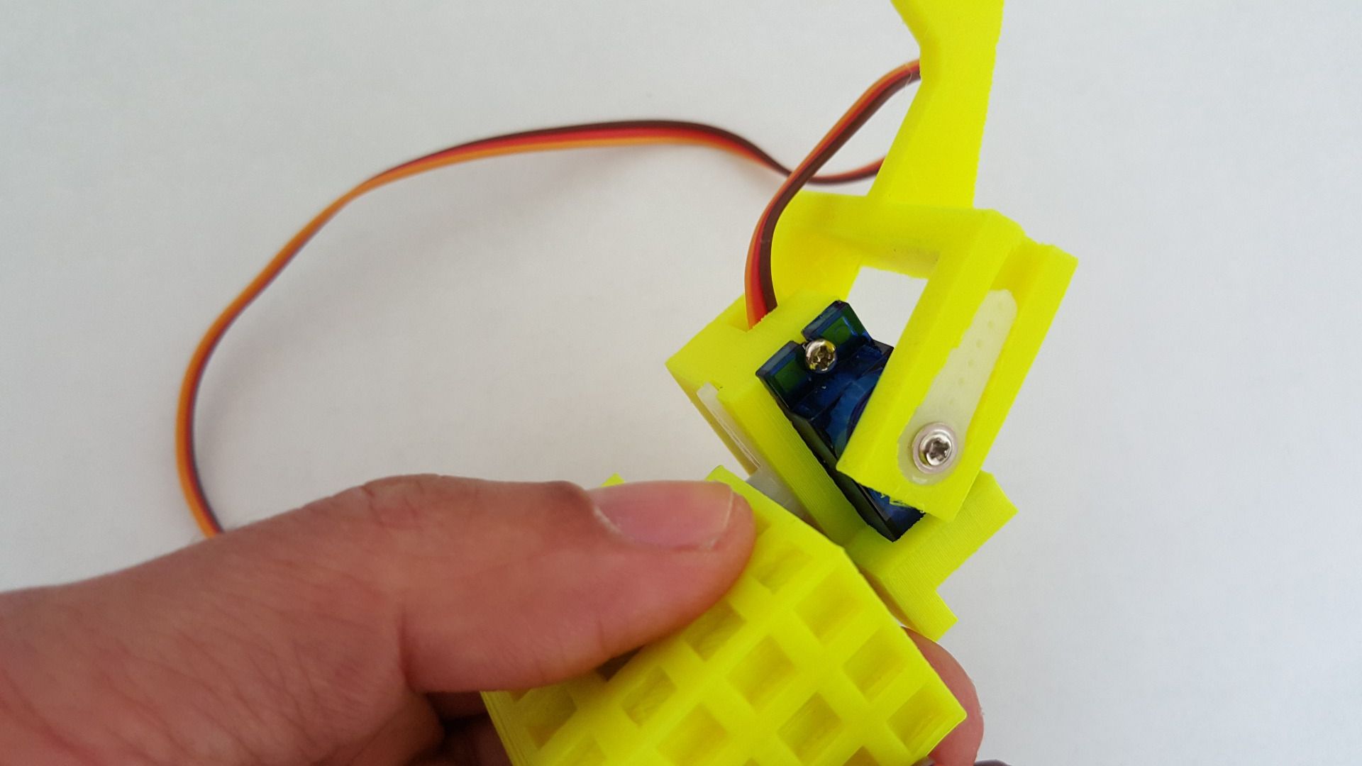 Simple and Low Cost 6 Legs Spider Lego Robot : 5 Steps (with Pictures ...