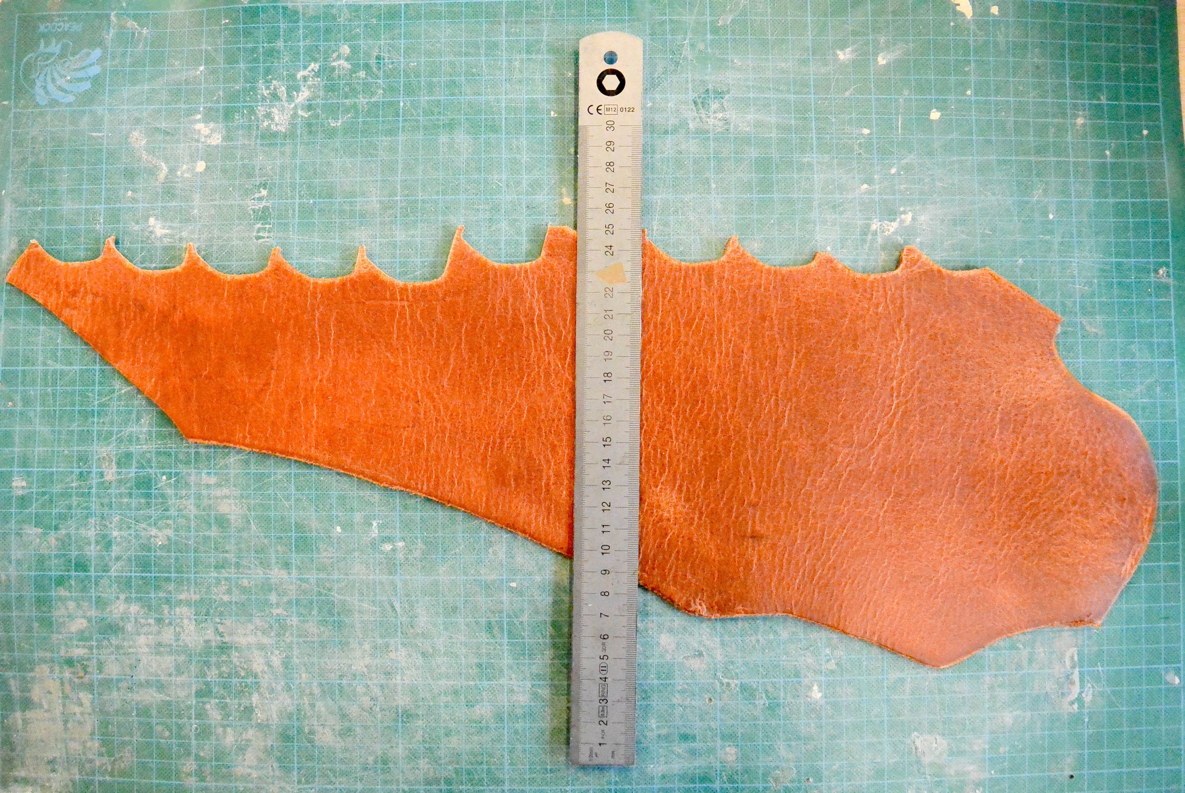 Leather Folding Techniques - Werkplaatsidc : 10 Steps (with Pictures ...