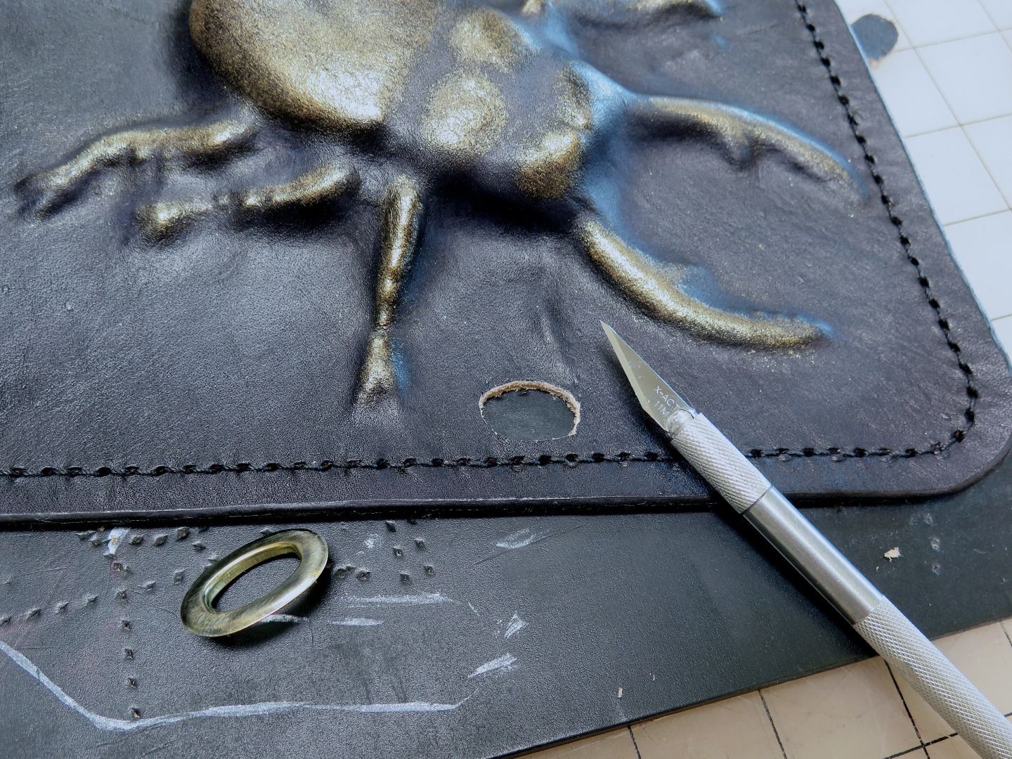 Sculpted Leather Tech Cases : 23 Steps (with Pictures) - Instructables