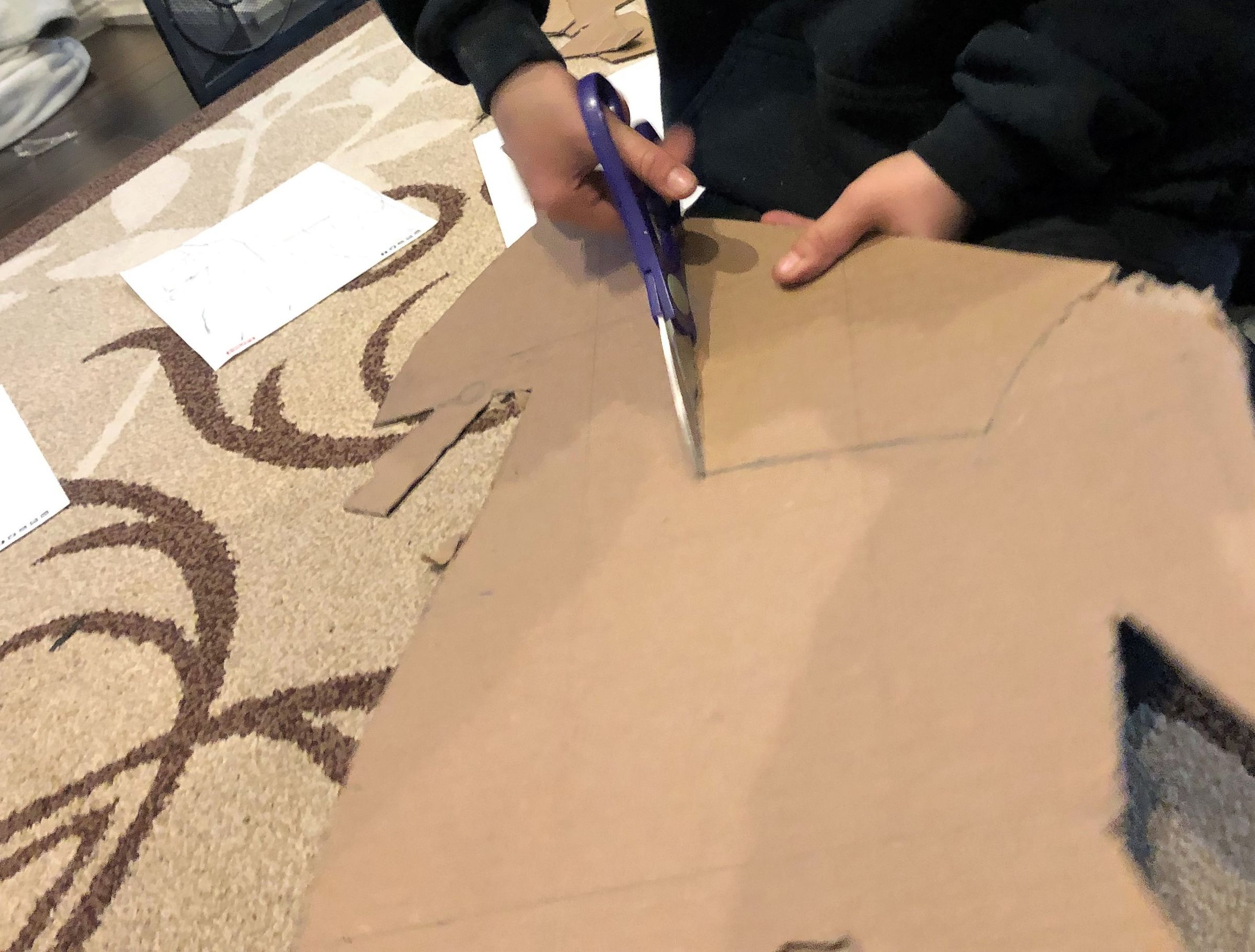 Make Your Own Fortnite Loot Llama (Pinata / Valentine's Box) : 7 Steps ...