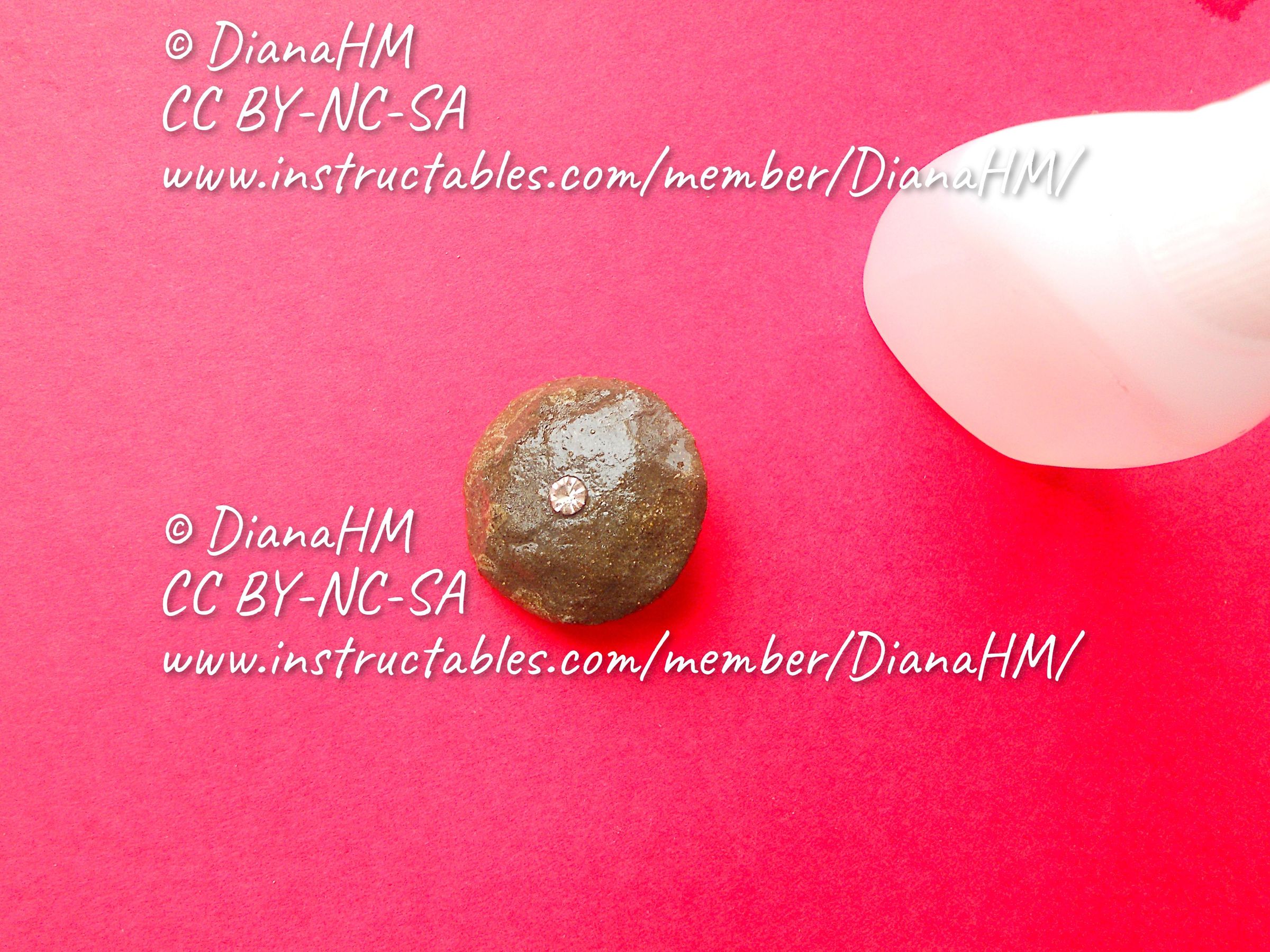 Concrete Buttons Using Foil and Glue : 12 Steps (with Pictures ...