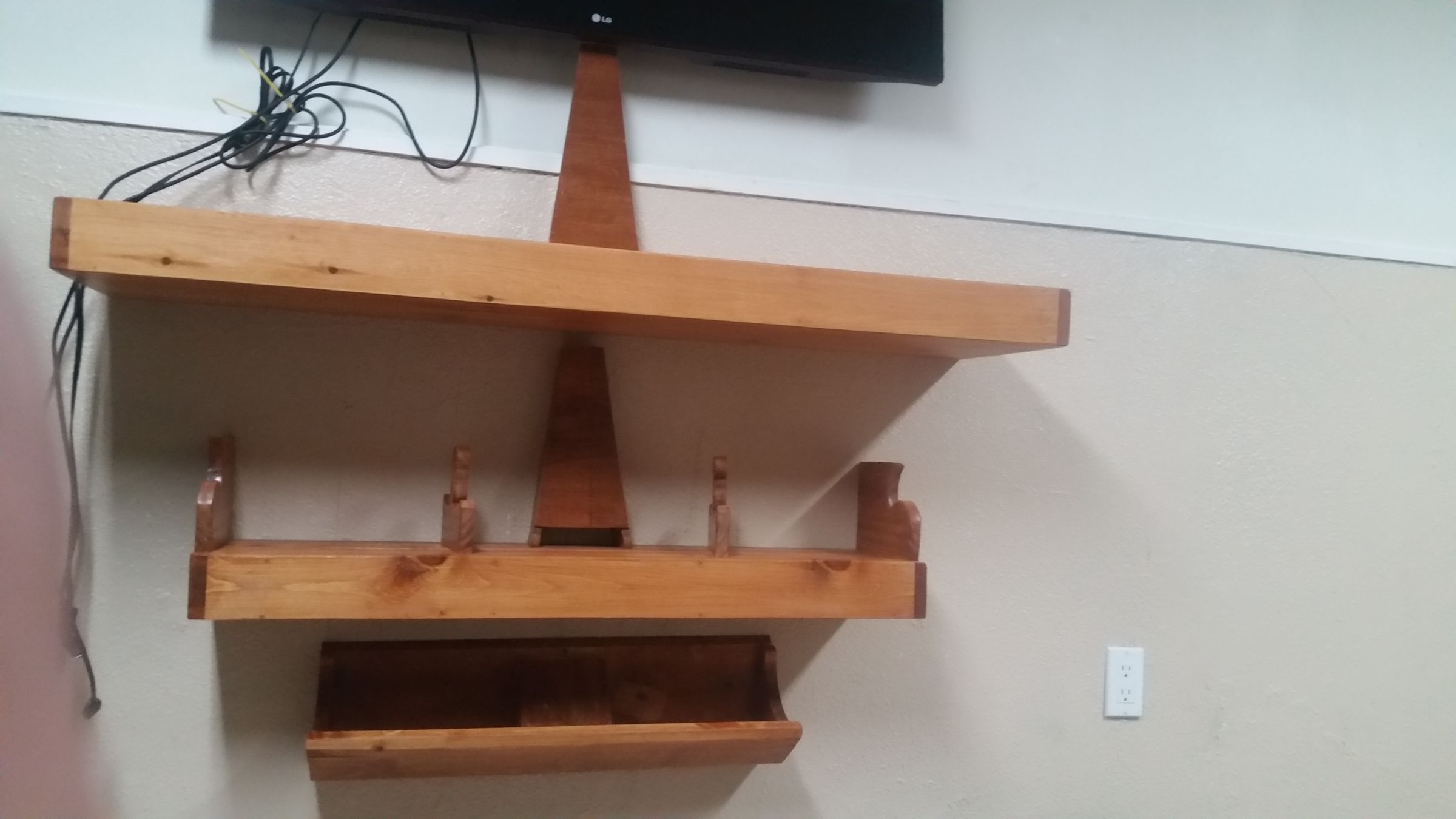 Game Controller Rack AKA the Third Shelf : 4 Steps (with Pictures ...