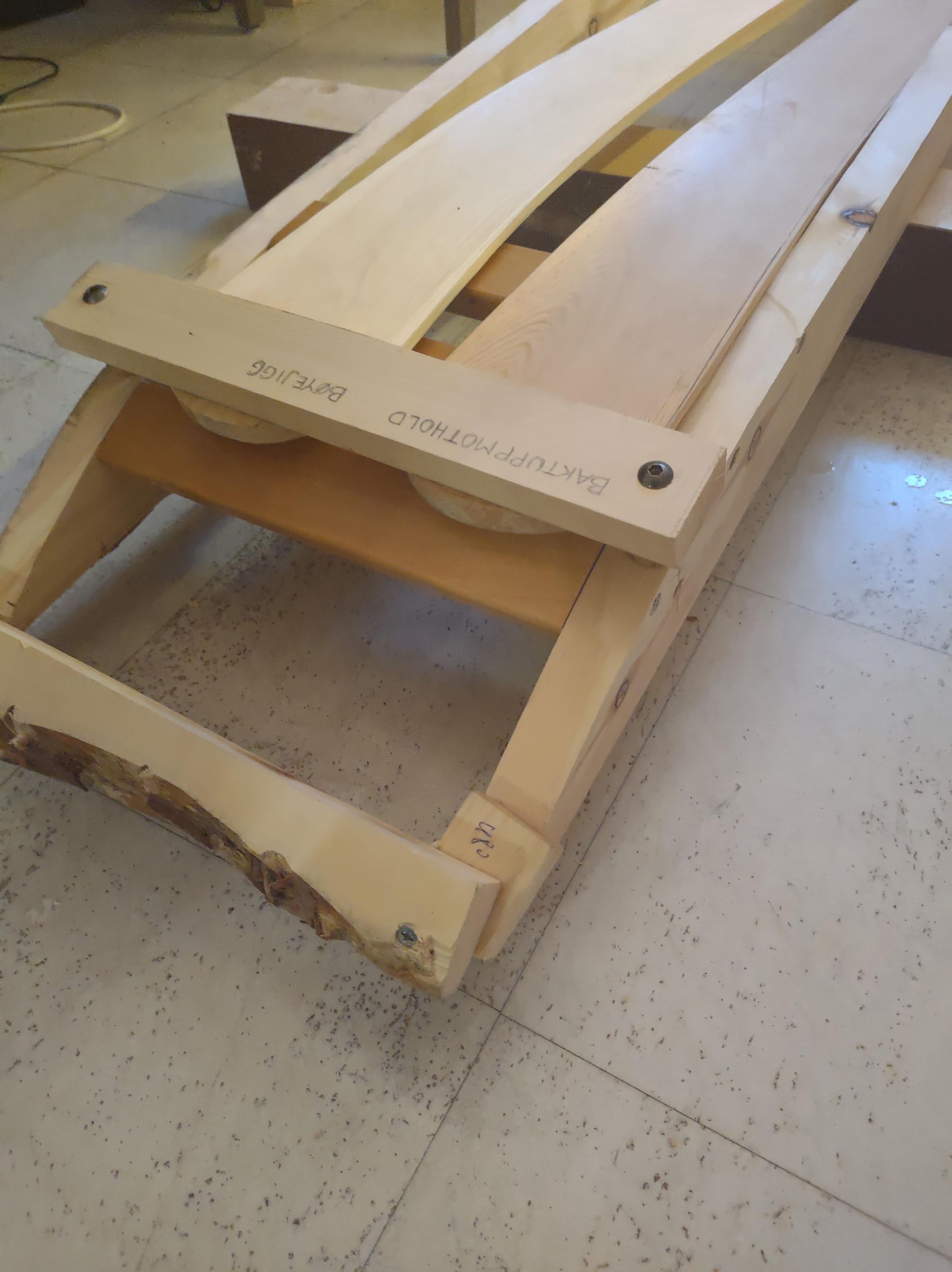 Freeride Wooden Ski, Free Heel Edition : 9 Steps (with Pictures ...