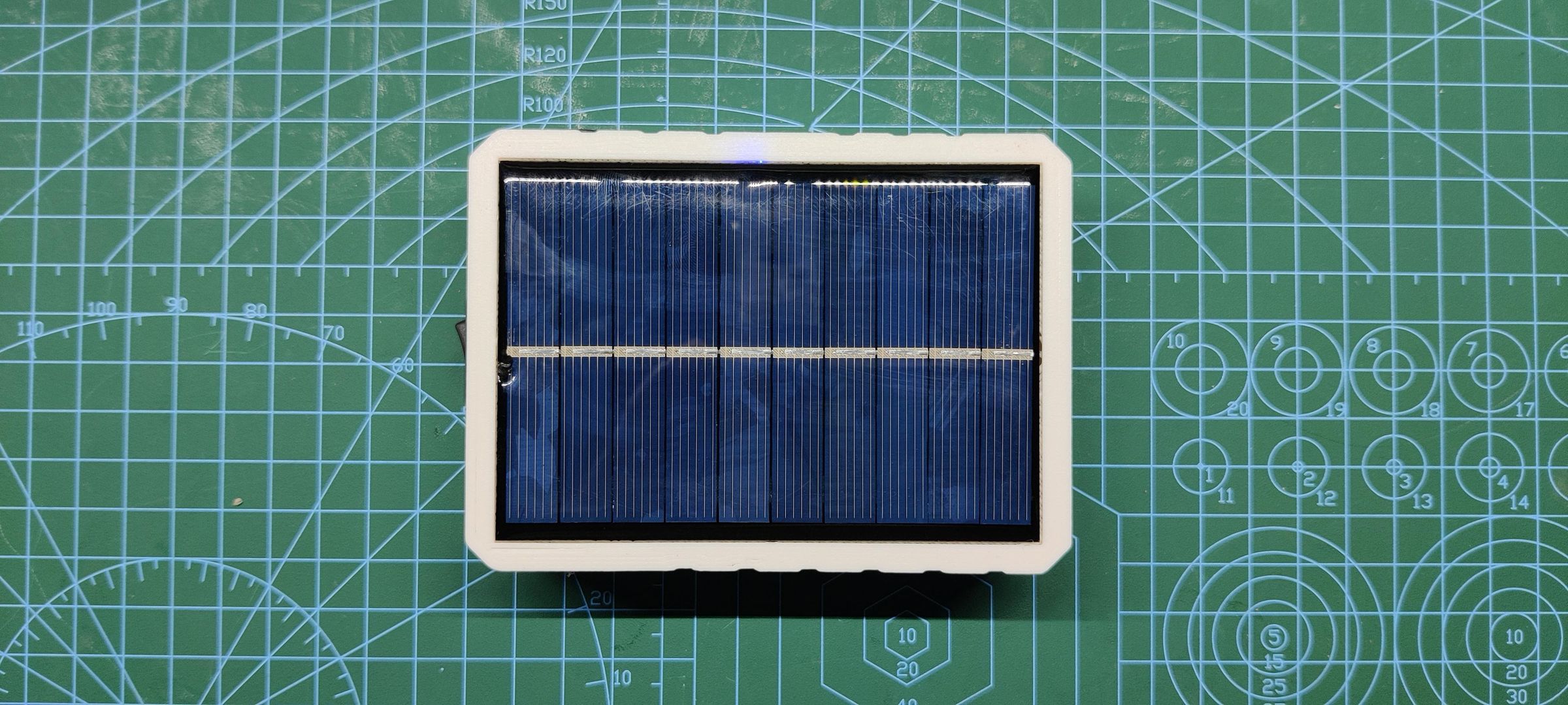 SOLAR Bank! : 9 Steps (with Pictures) - Instructables