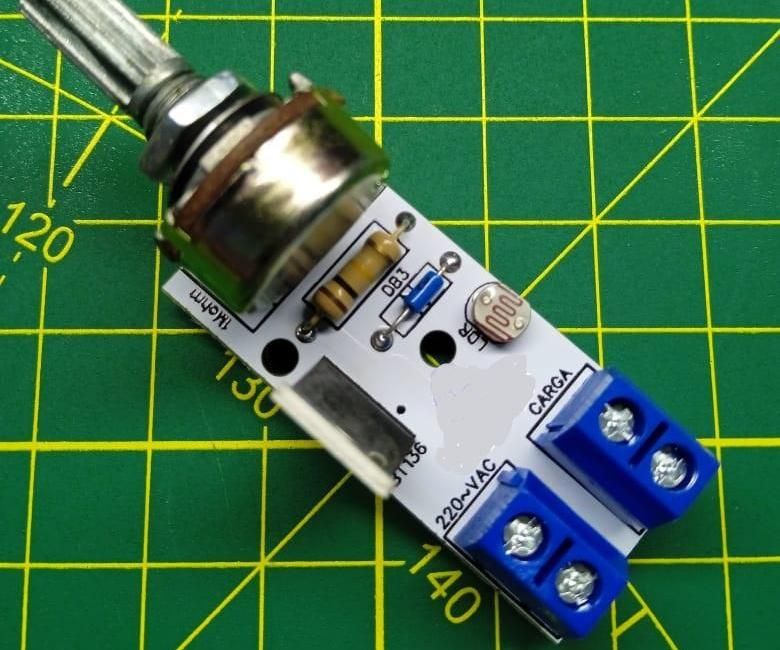 NIGHT LIGHT SENSOR 220VAC : 8 Steps - Instructables