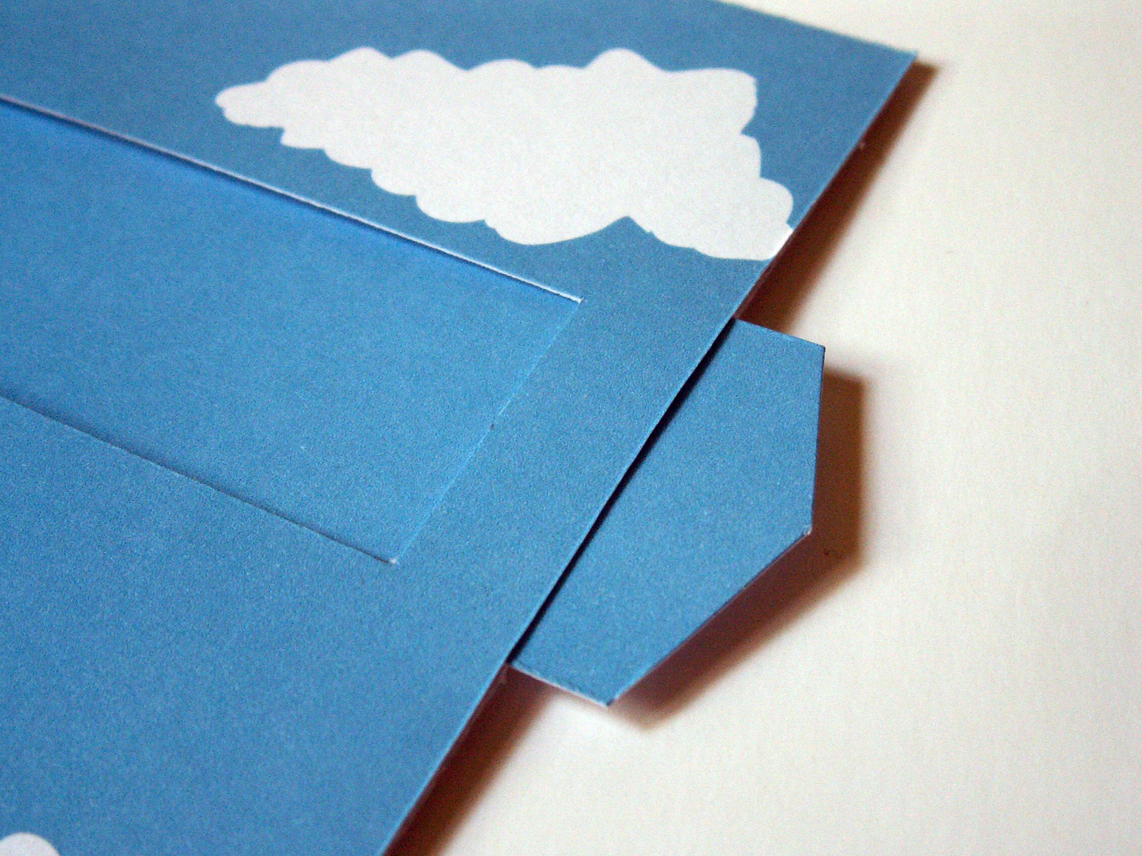 Pull Out Birthday Card : 4 Steps - Instructables