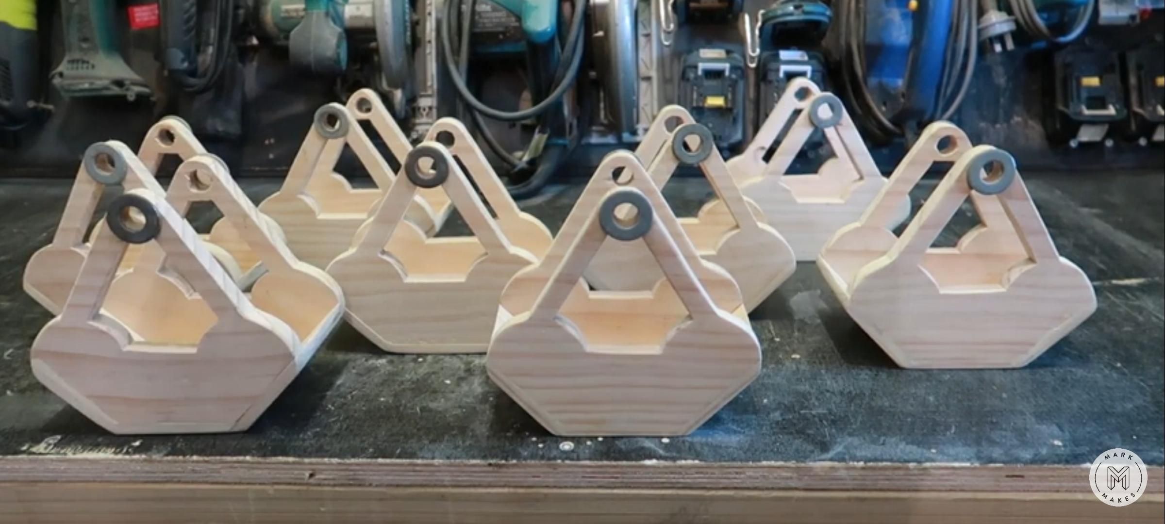 Wooden Toy Ferris Wheel : 10 Steps (with Pictures) - Instructables