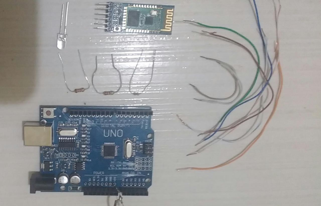 Configurando Um Modulo Bluetooth HC-05 Com Um Arduino : 5 Steps ...