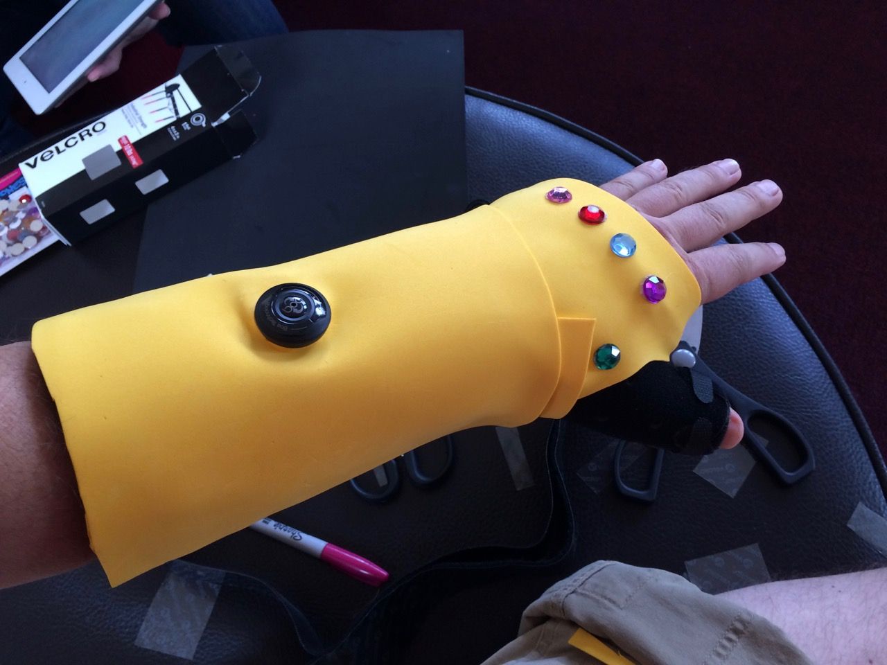 Infinity Gauntlet Cast Cover (Light-up) : 5 Steps (with Pictures ...