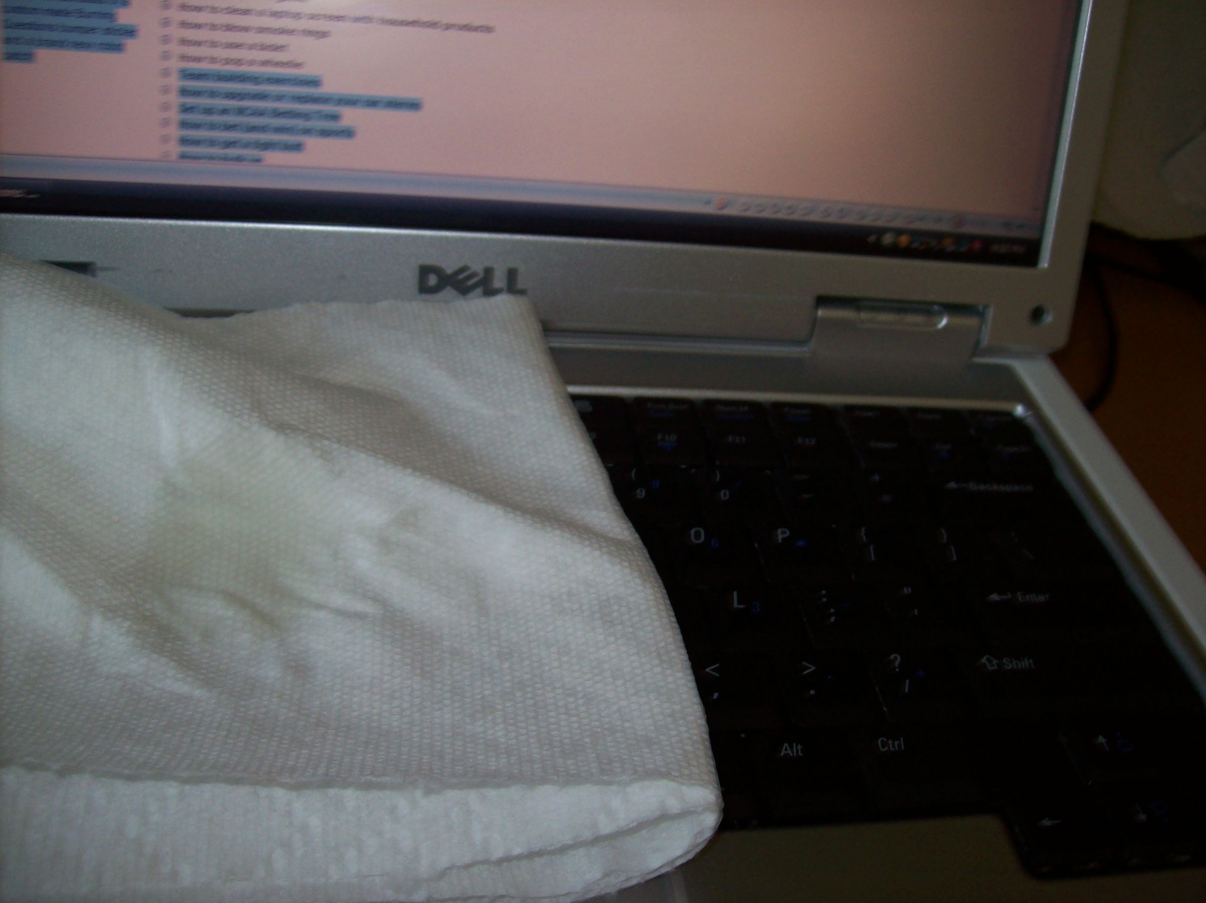 How to Clean a Laptop Screen With Household Products : 3 Steps ...