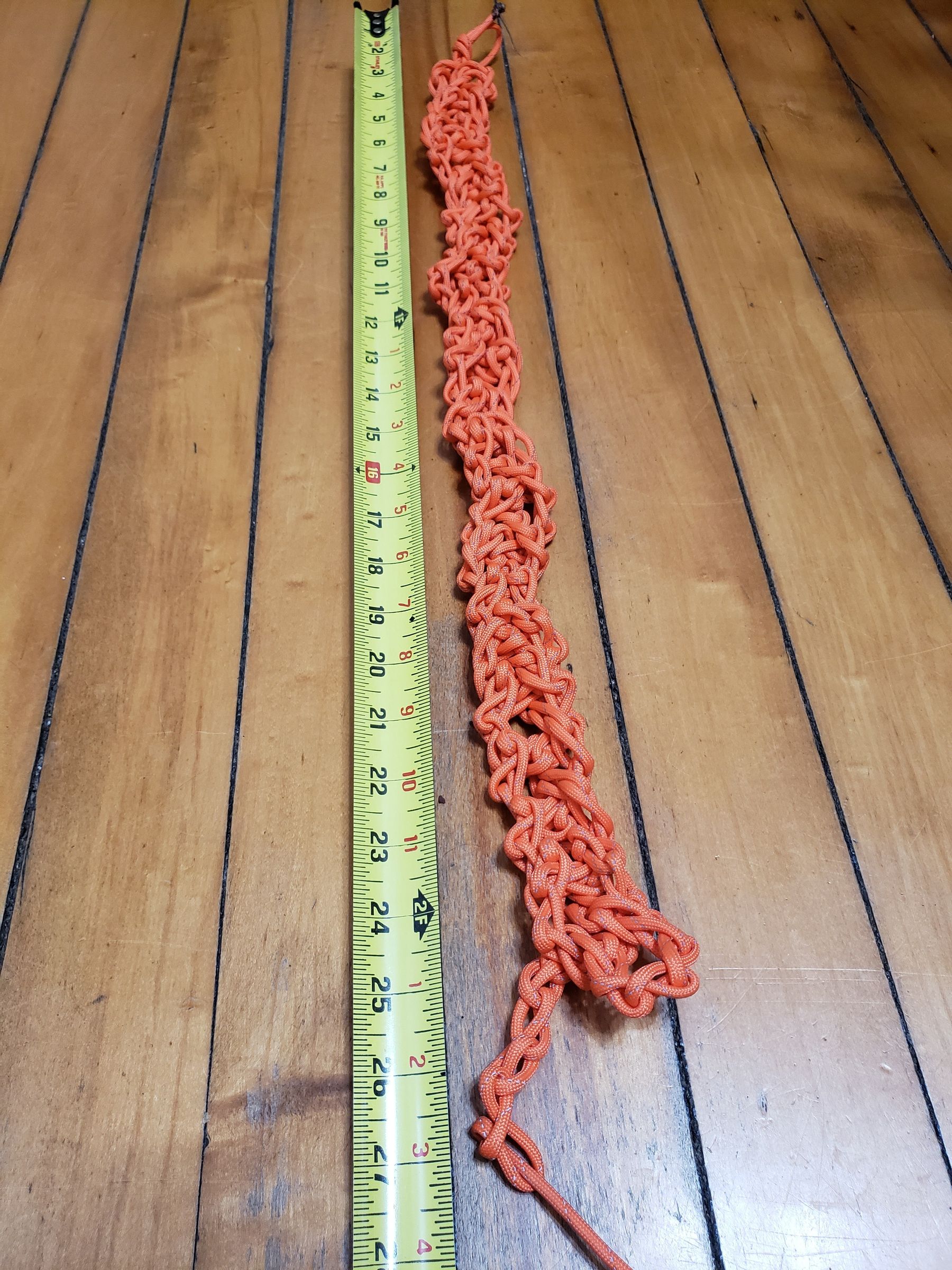 Paracord Daisy Chain : 7 Steps (with Pictures) - Instructables