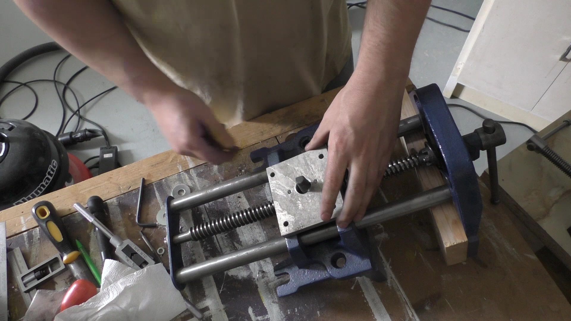 Converting a Quick Release Vice Into a Regular Vice : 8 Steps (with ...