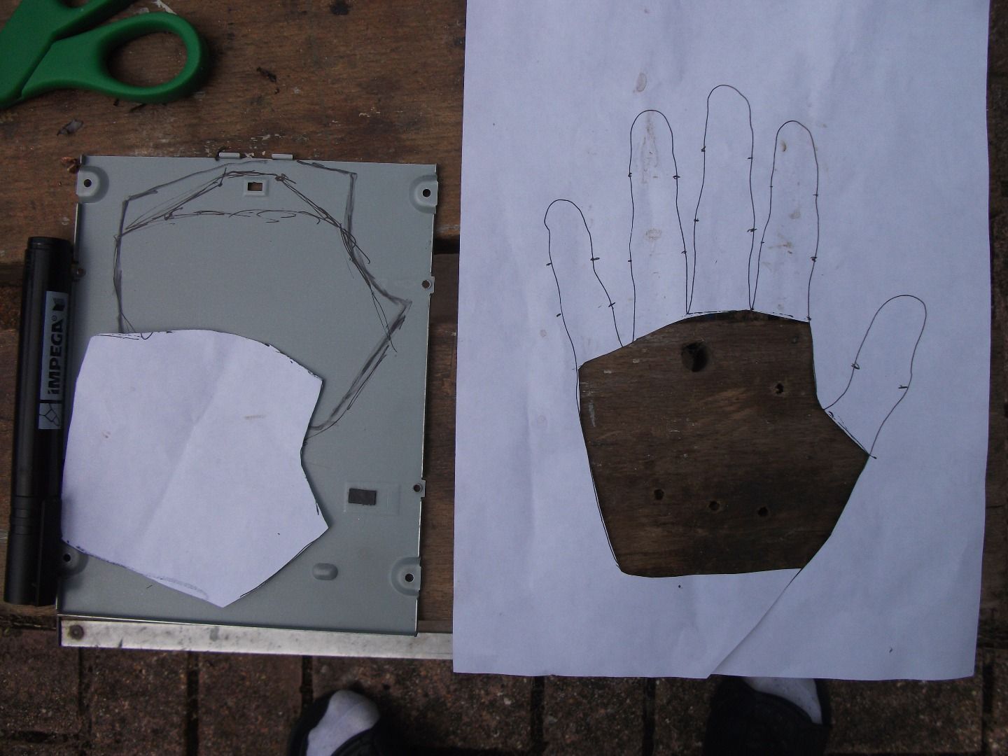 How to Make an Animatronic Hand : 14 Steps (with Pictures) - Instructables