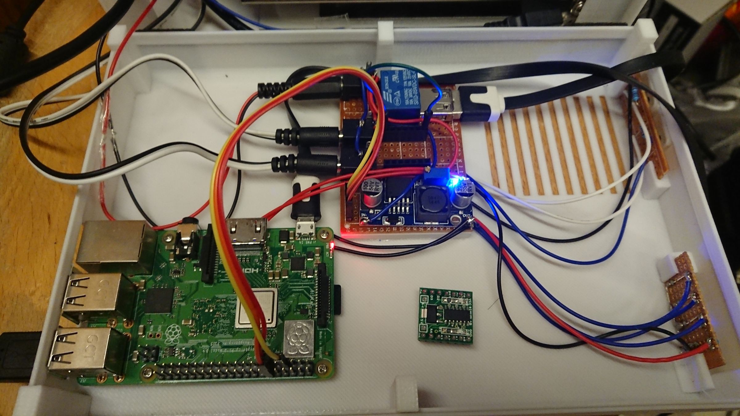 A Raspberry Pi NAS That Really Look Like a NAS : 13 Steps (with ...