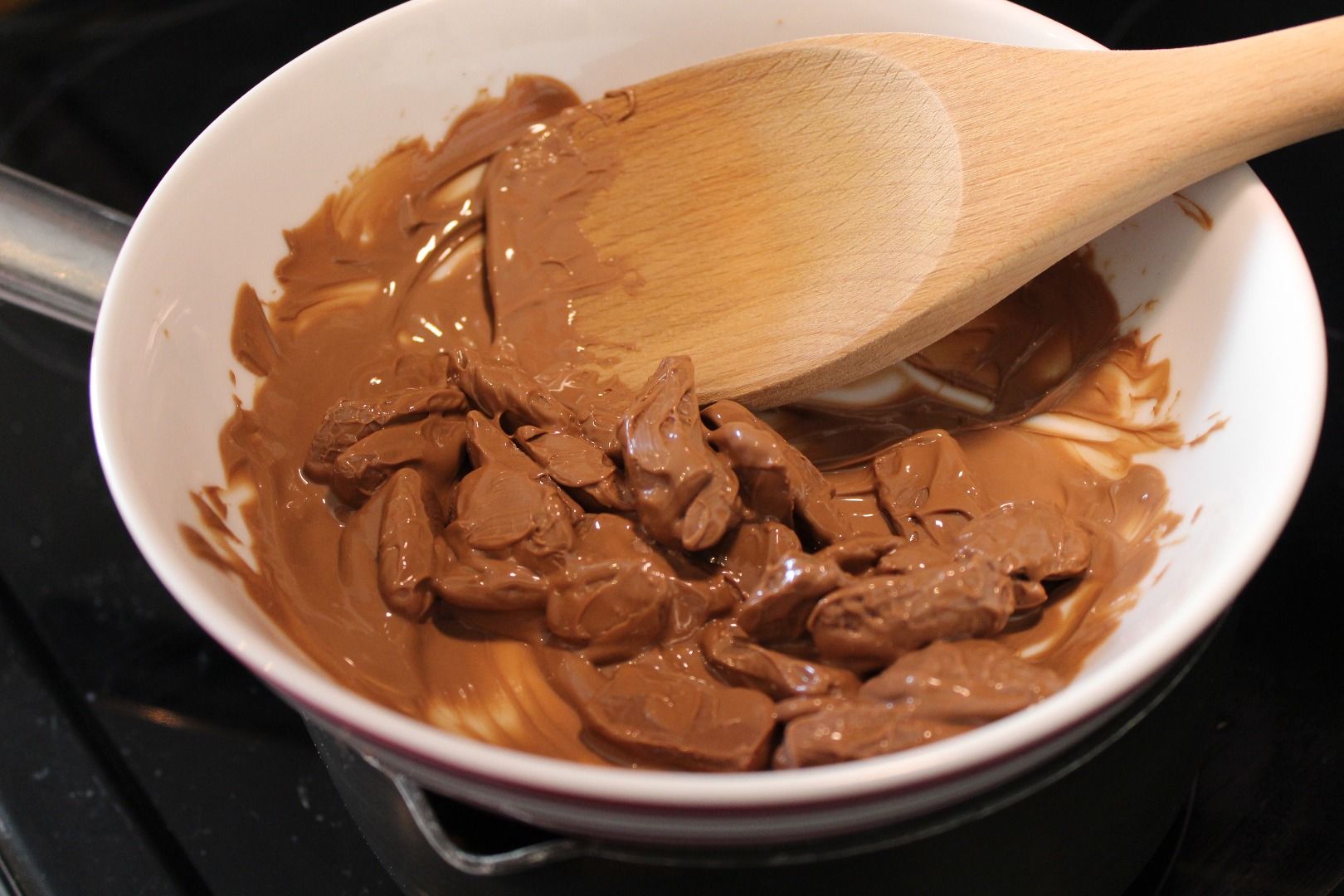 Carve an Cast Chocolate Treets : 9 Steps (with Pictures) - Instructables