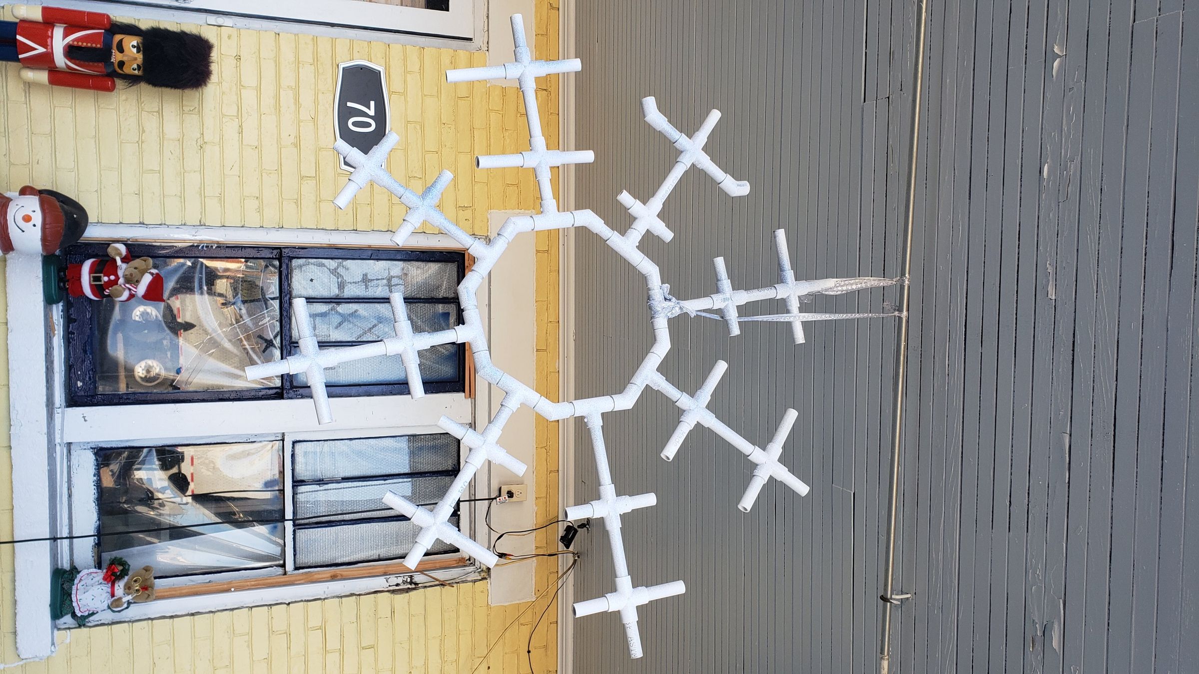 DIY Plastic PVC Giant Snowflake : 3 Steps - Instructables