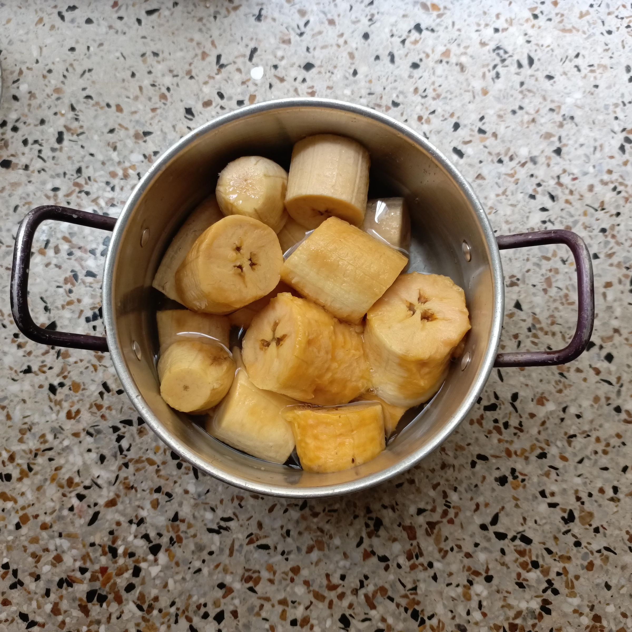 Ripe Plantains Baskets Filled With Meat and Guacamole : 16 Steps (with ...