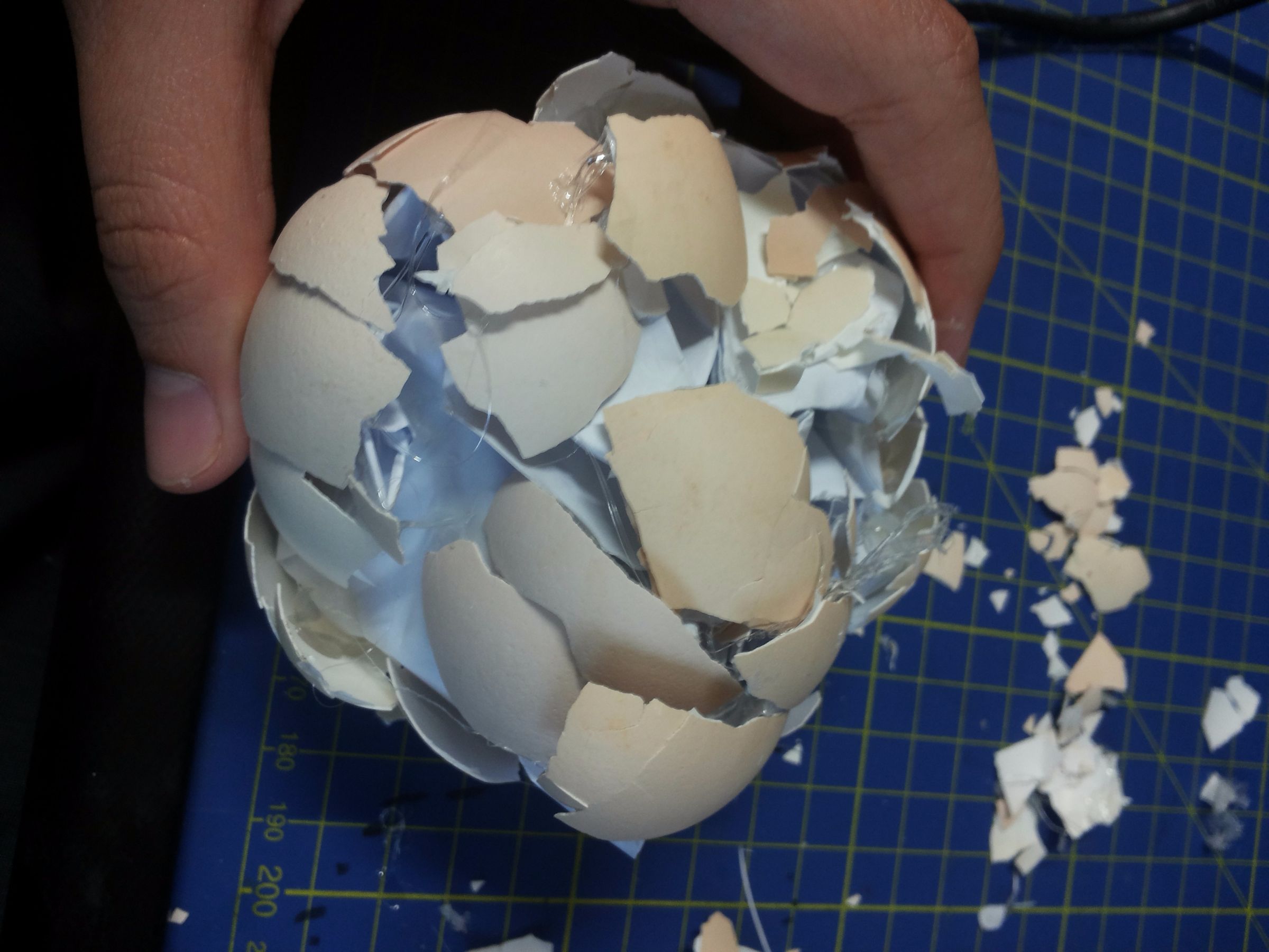 Make an Eggshell Sculpture ! : 6 Steps (with Pictures) - Instructables