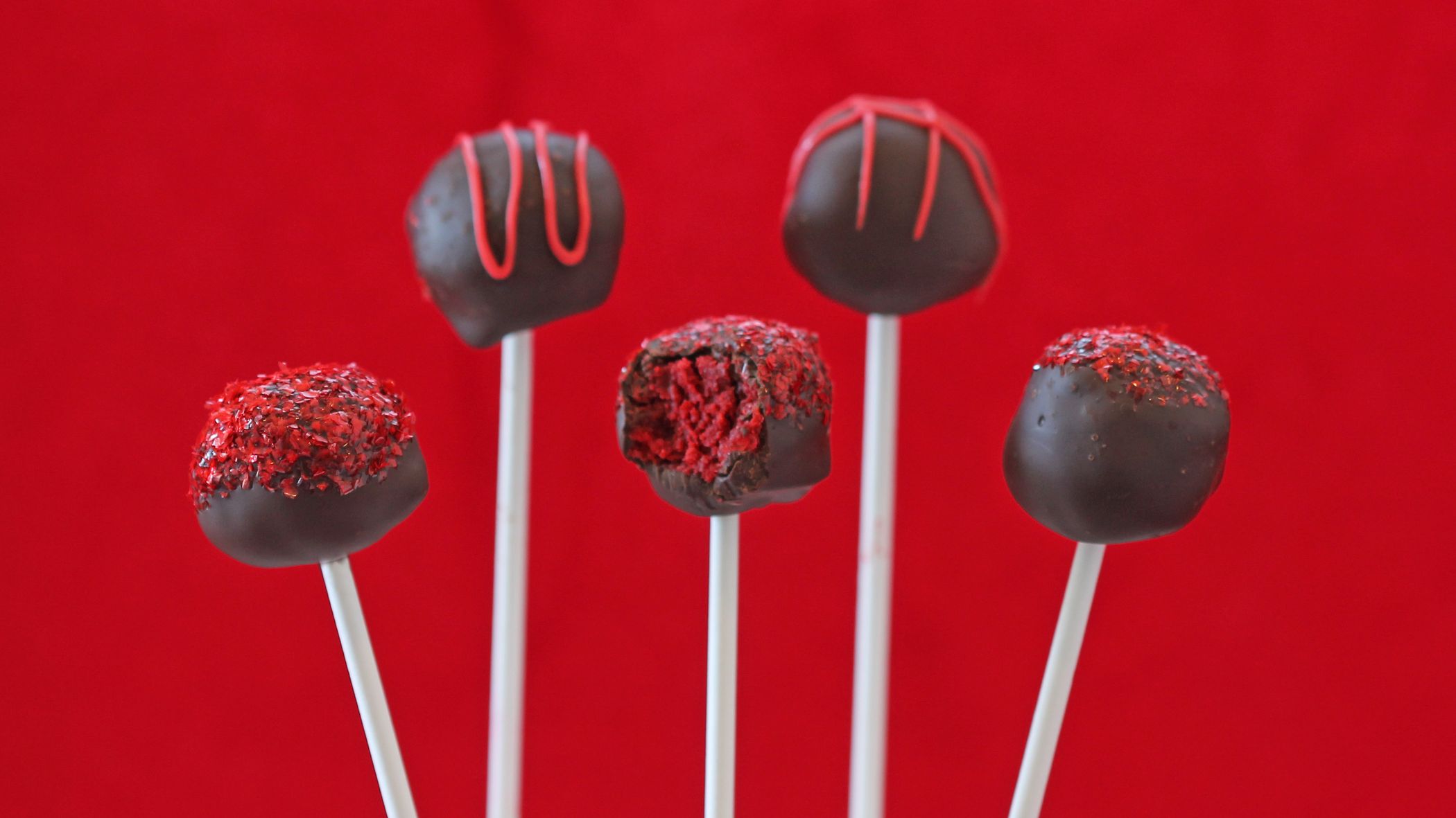 Easy Cake Pops (with Pictures) - Instructables