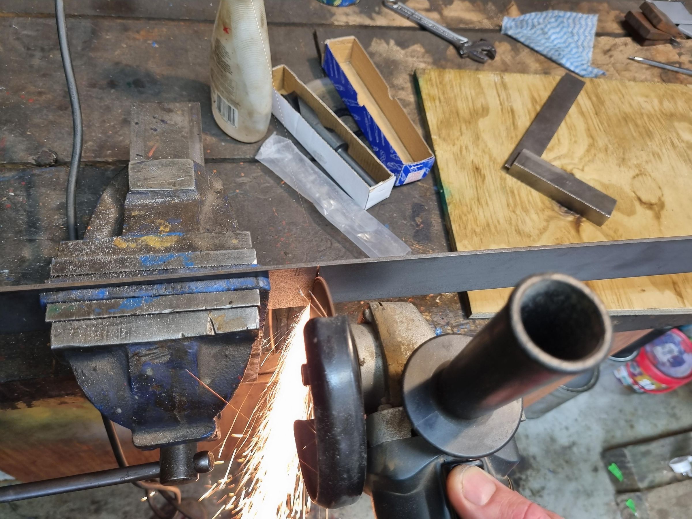 Replacement Edger Blade : 4 Steps - Instructables