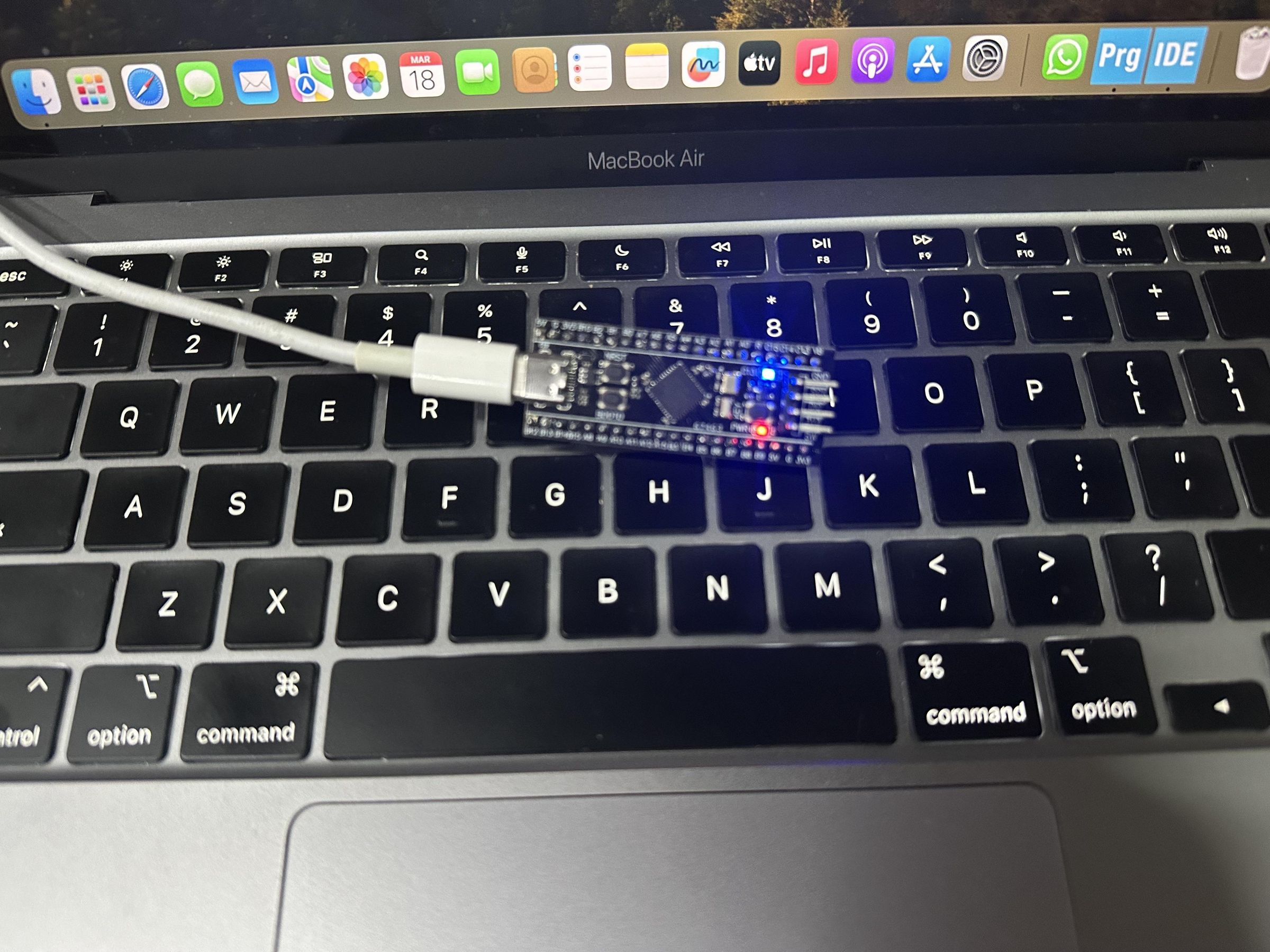 Blink On- Board LED Using HAL Programming. : 8 Steps - Instructables