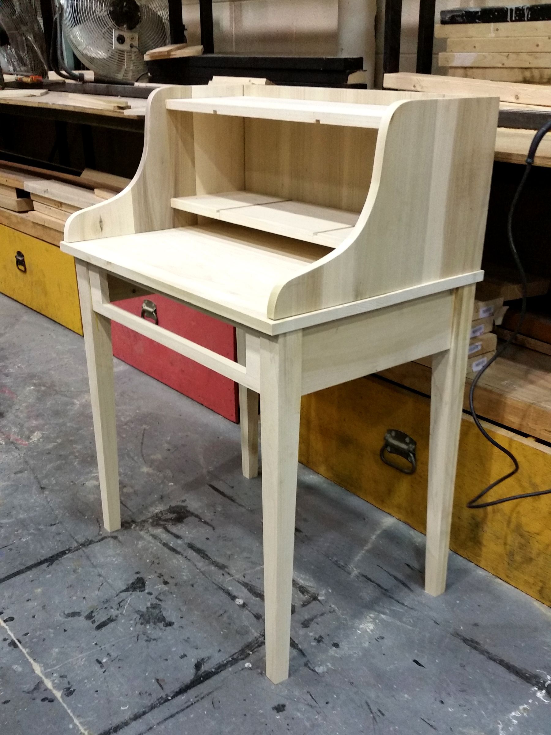 Poplar Secretary Desk : 9 Steps (with Pictures) - Instructables