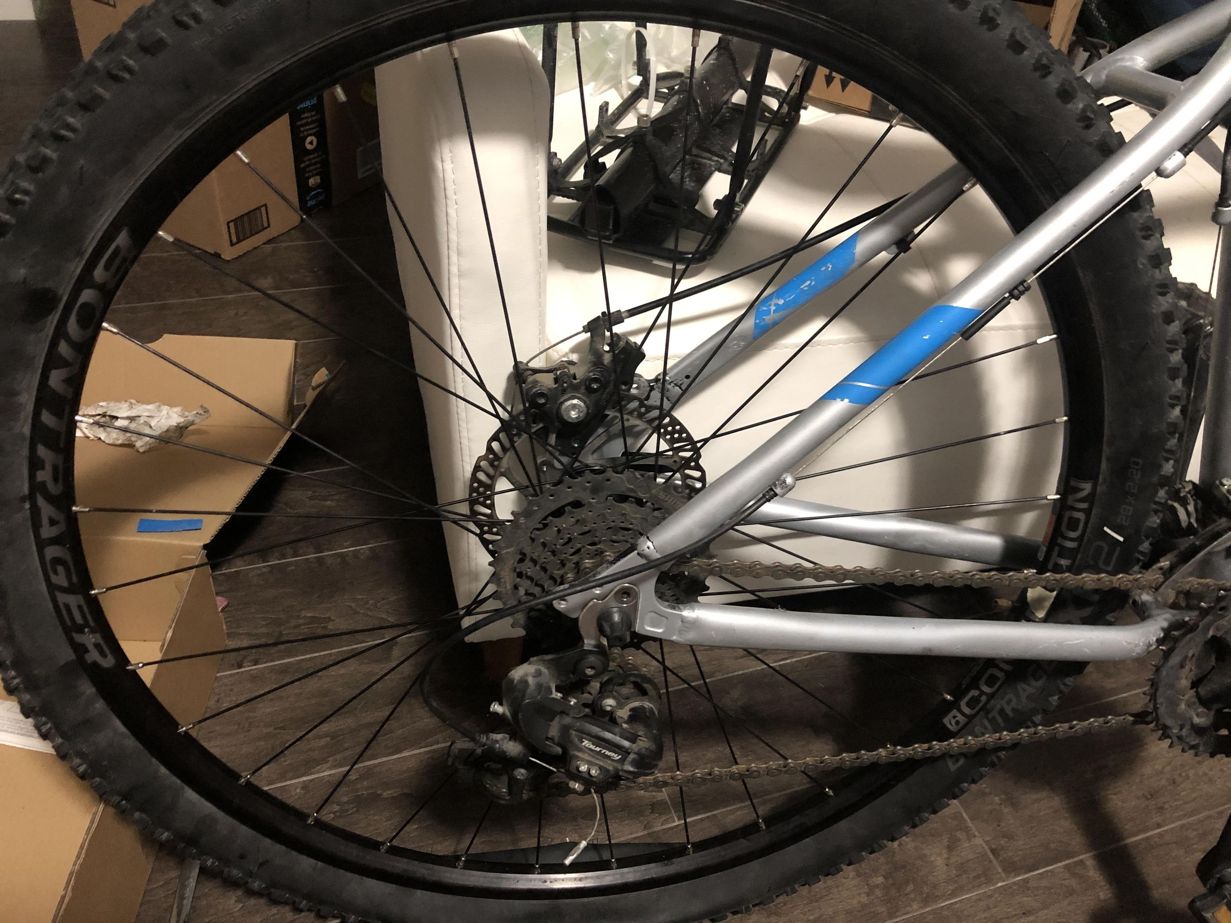 Lacing Bike Wheel : 36 Holes Hub to 32 Holes Rim : 5 Steps - Instructables