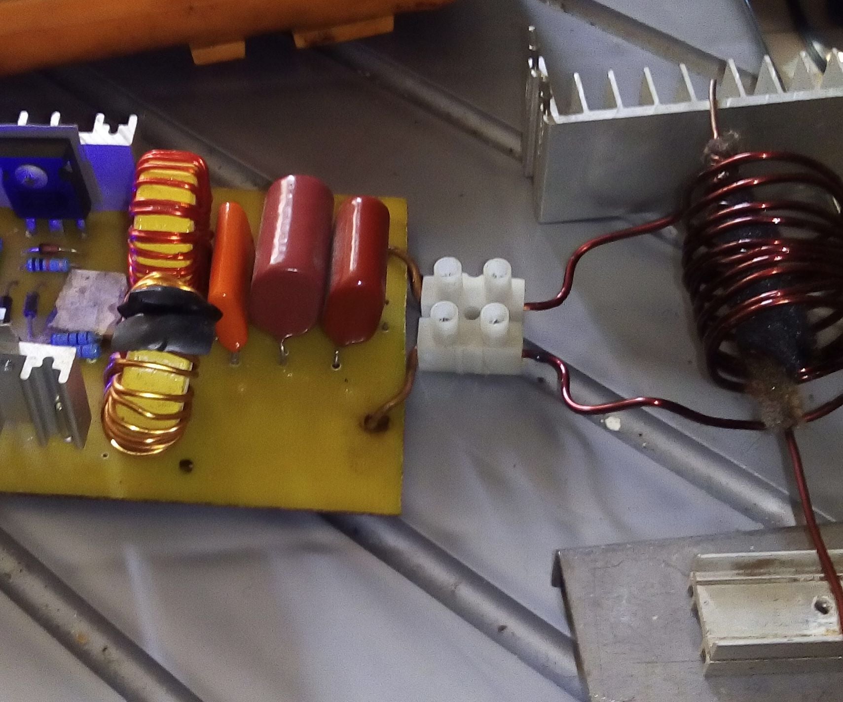Simple DIY Induction Heater With ZVS Driver : 3 Steps - Instructables