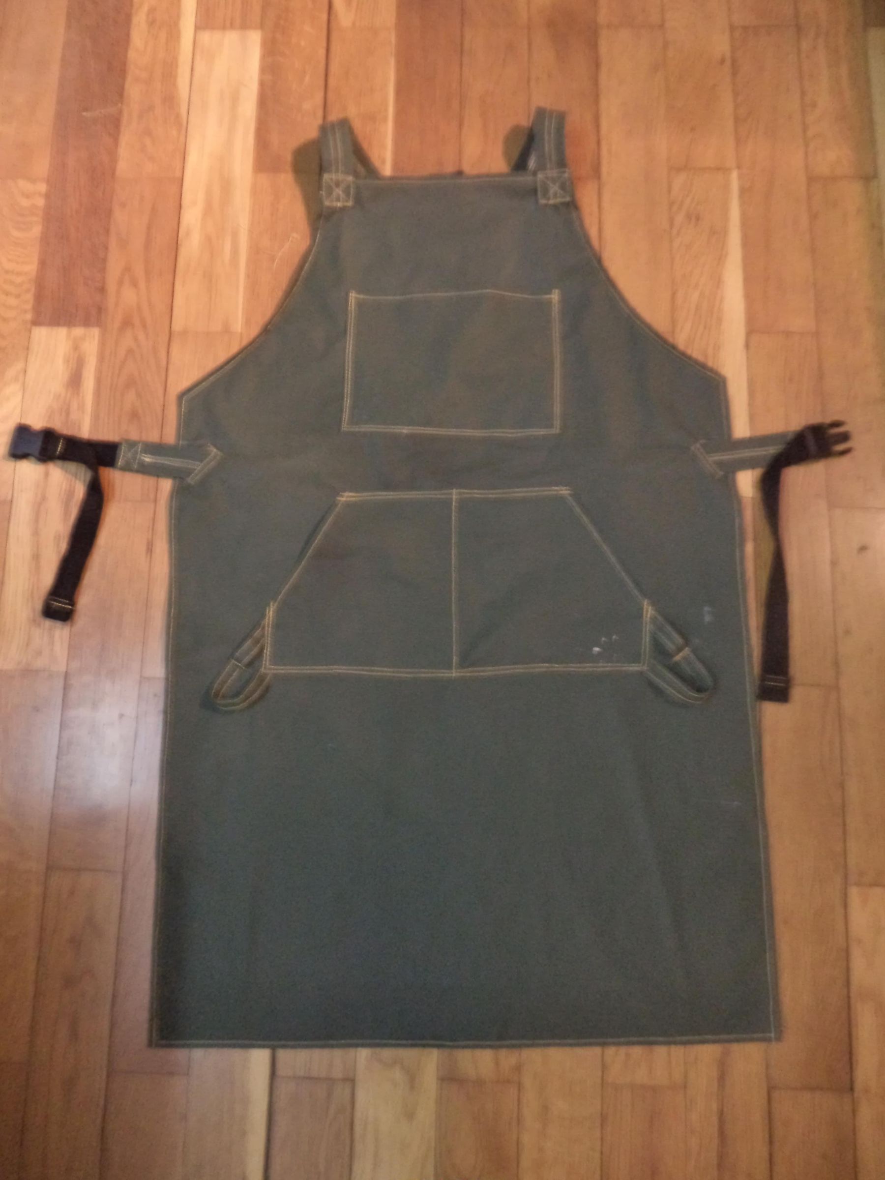 Upgrading Cheap-o Workshop Apron : 24 Steps (with Pictures) - Instructables