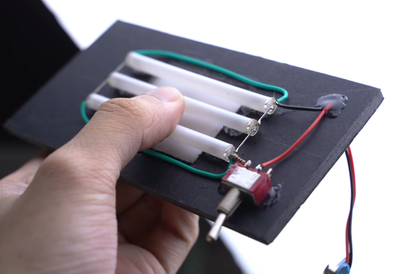 DIY Cardboard Smartphone Film Scanner : 19 Steps (with Pictures ...