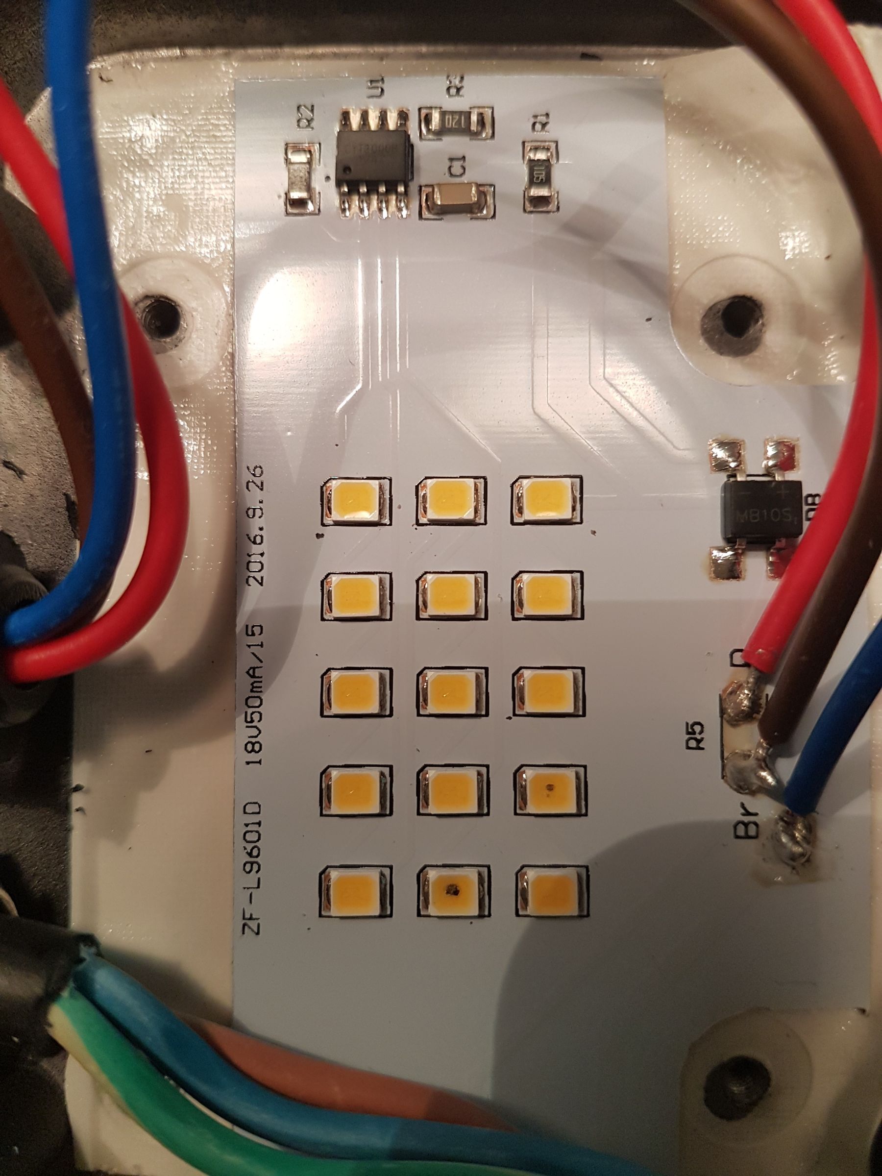 How to Repair a Burned LED Floodlight : 6 Steps - Instructables