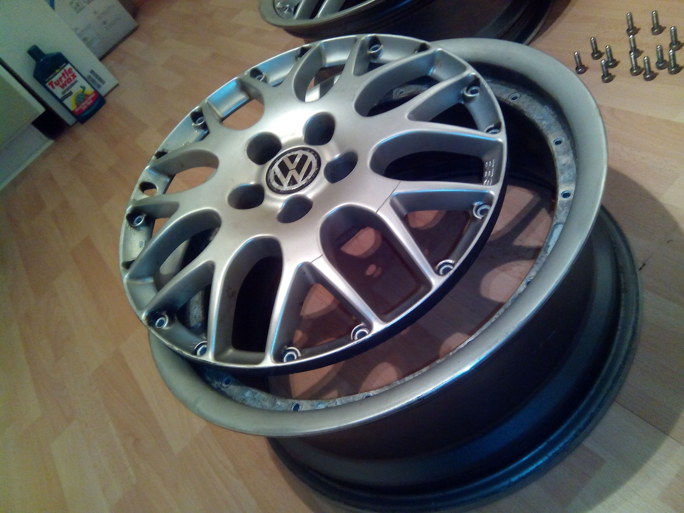Refurbish Your Old Rims - Make Them Look Like New! : 9 Steps (with ...