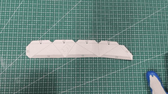 DIY Luffy’s Straw Hat (Yep, It’s Just Paper) : 8 Steps (with Pictures) - Instructables