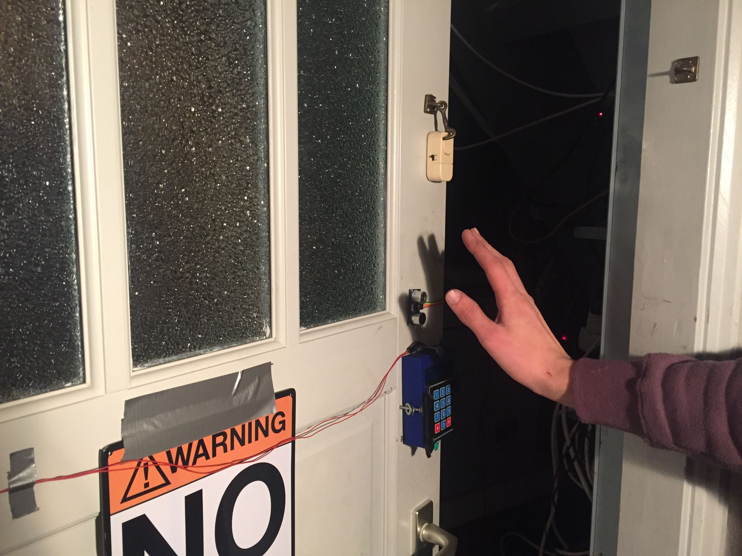 Make a Automatic Self Sensing Opening and Closing Door With Arduino ...
