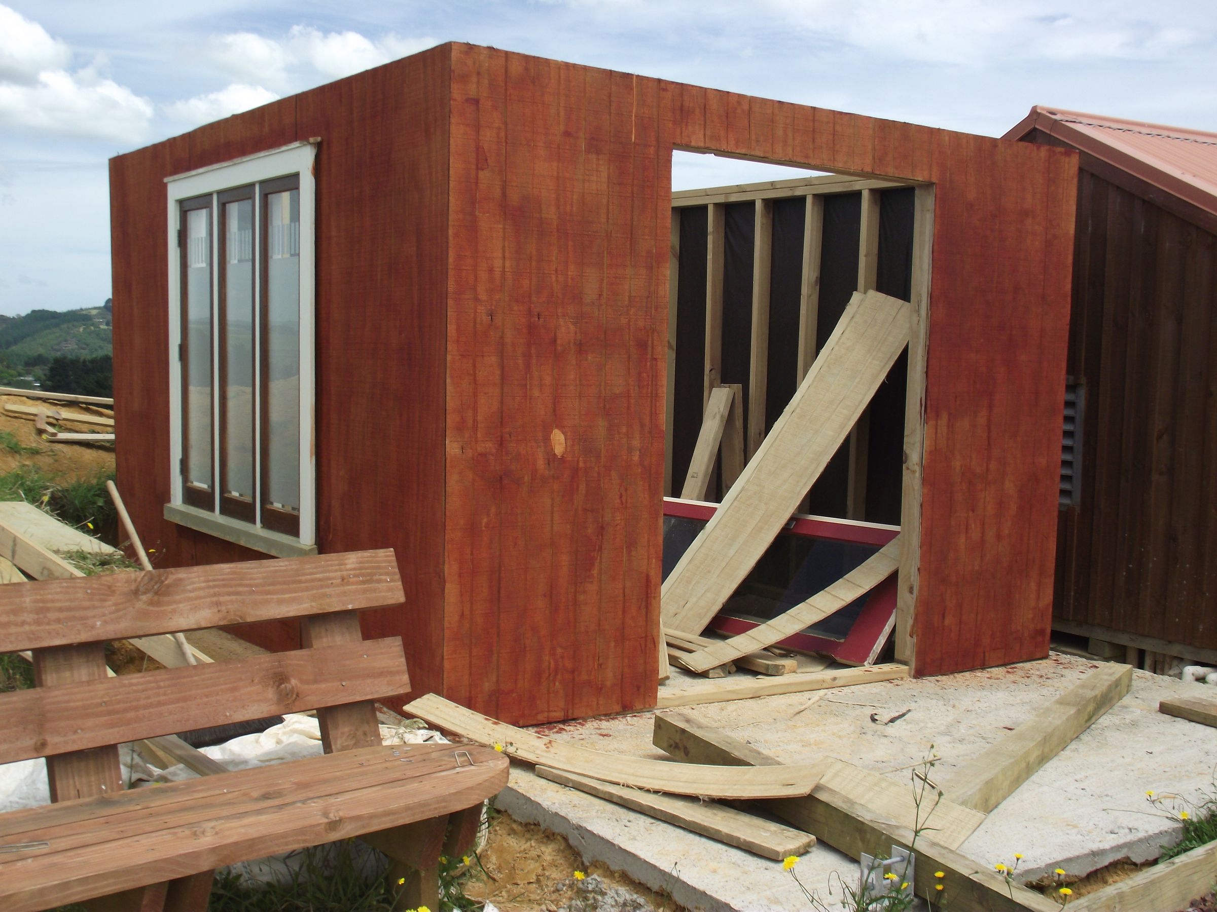 A New Hobby/Woodwork/Project Shed : 23 Steps (with Pictures ...