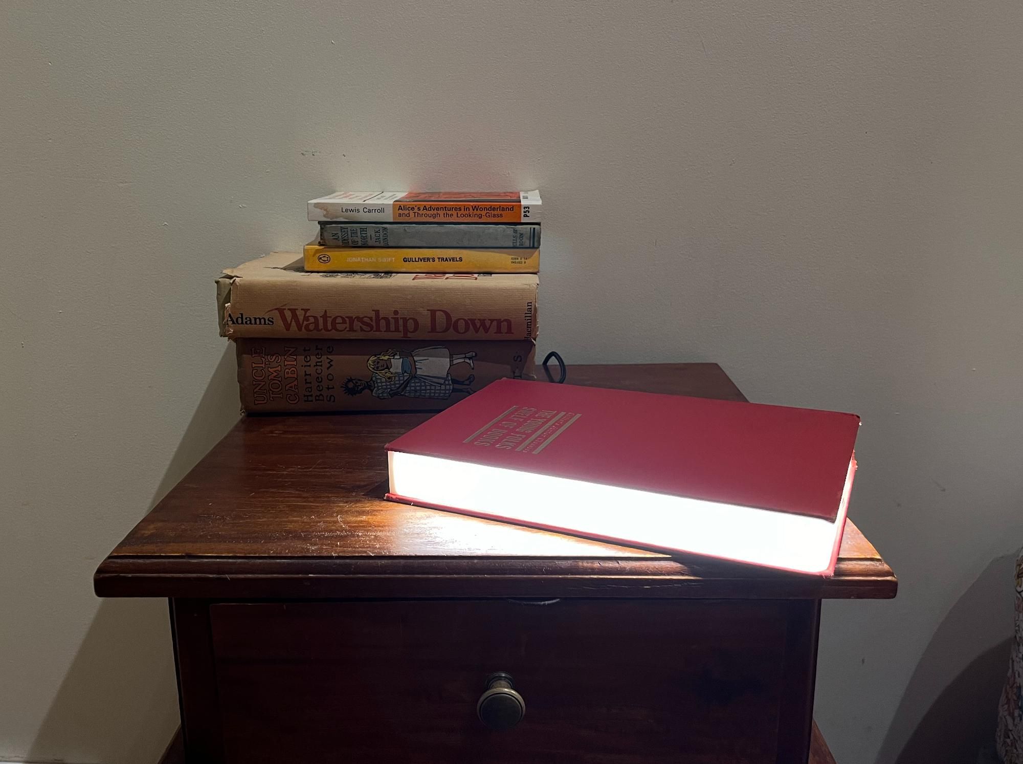 Book Light Inside a Book! : 11 Steps (with Pictures) - Instructables