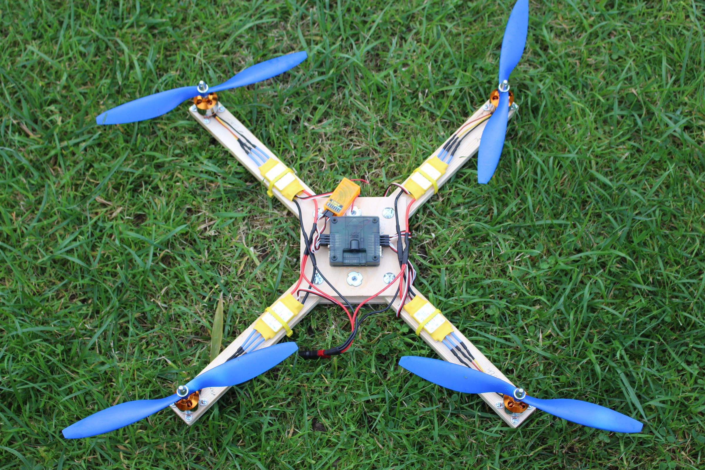 Simple Quadcopter, Basic Tools Only. : 4 Steps (with Pictures ...