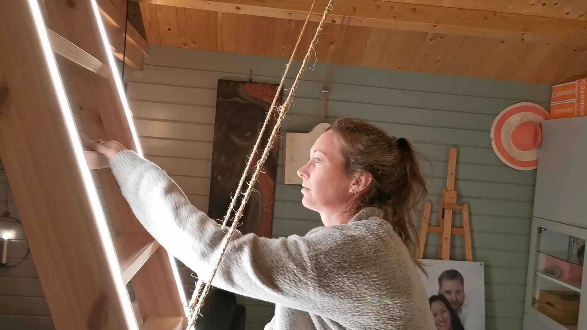 Levitating Ladder Lamp : 7 Steps (with Pictures) - Instructables