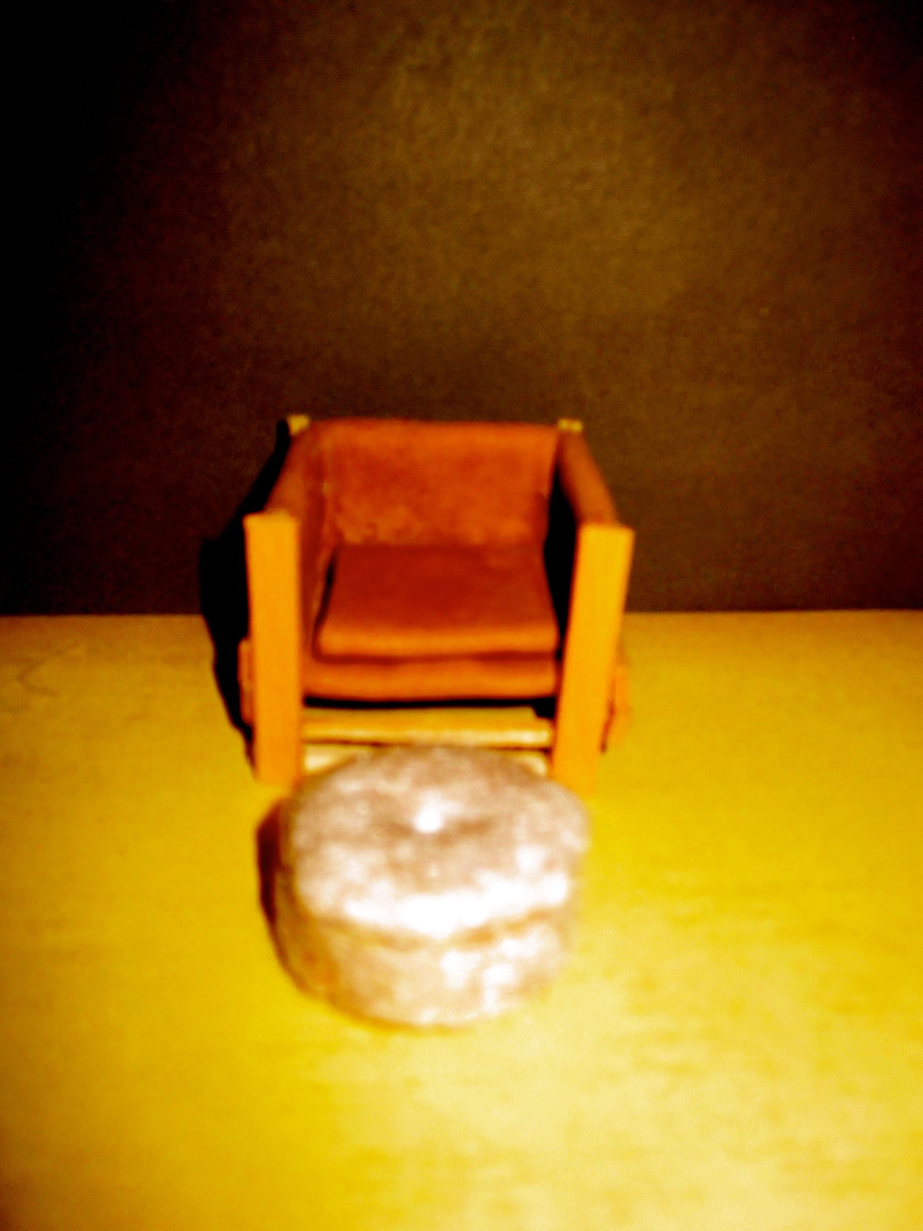 Luxe Miniature Hotel Room : 4 Steps - Instructables