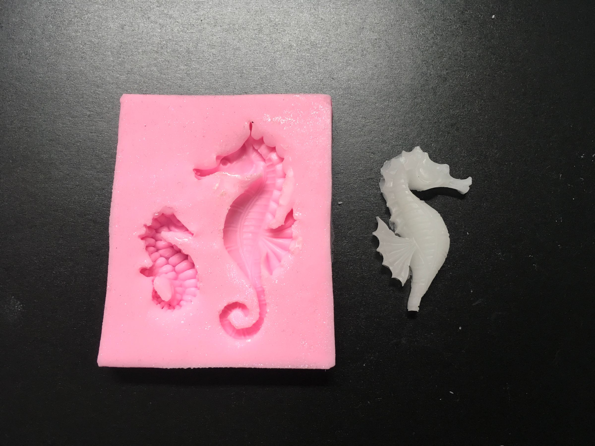 Reverse Resin Intaglio : 7 Steps (with Pictures) - Instructables