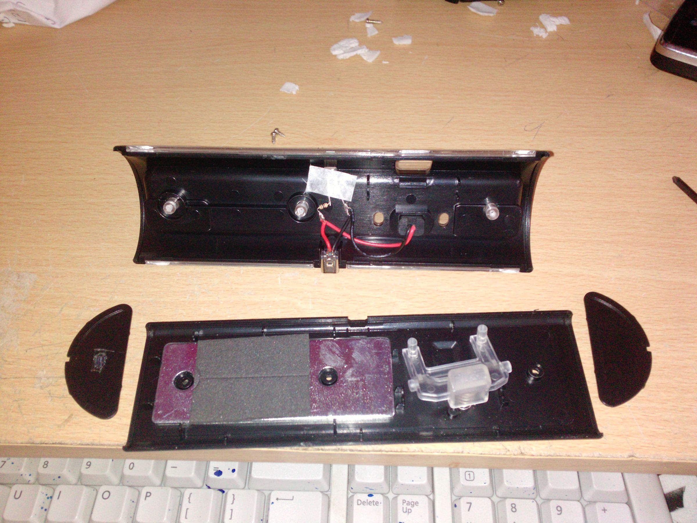 Modded DSi Charger Docking Station : 5 Steps - Instructables