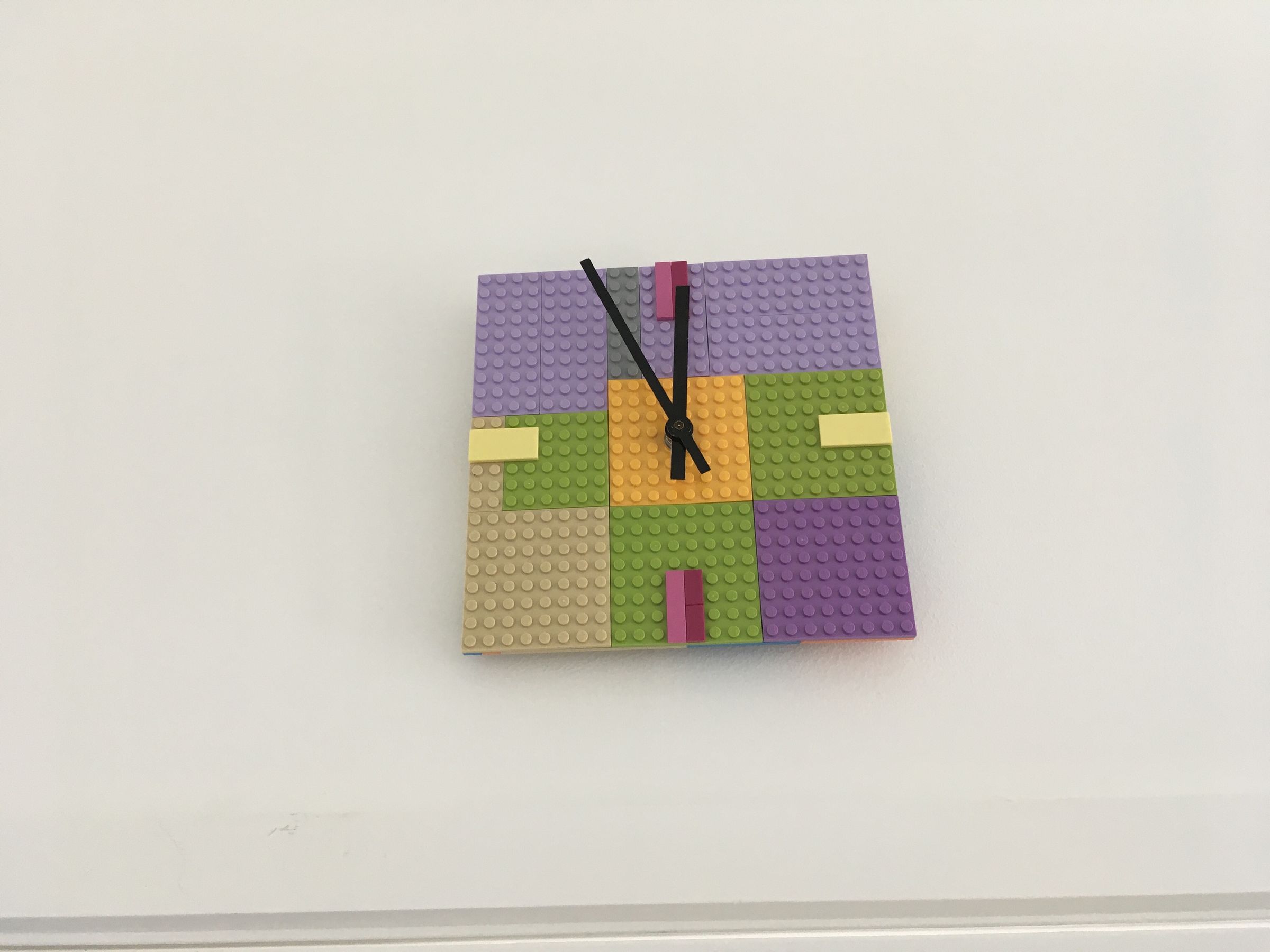 LEGO Clock : 3 Steps - Instructables