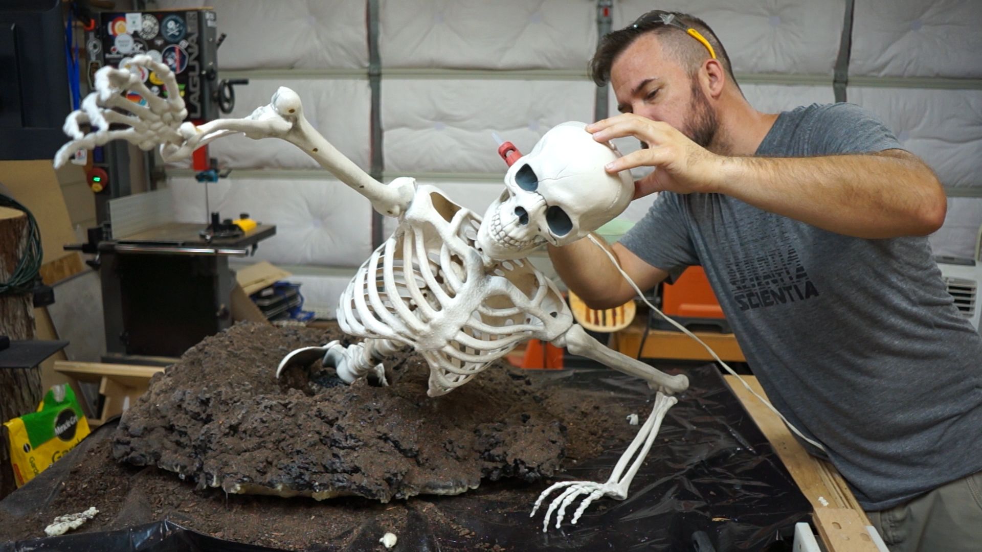 Graveyard Skeleton : 10 Steps (with Pictures) - Instructables