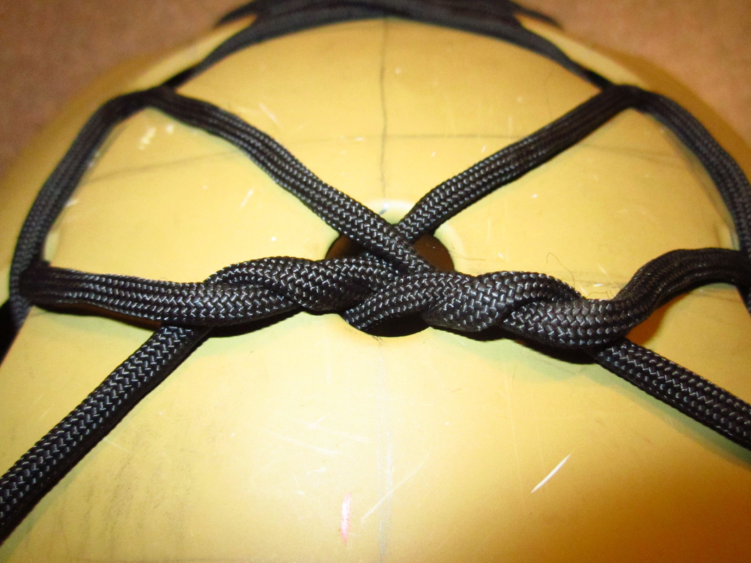Helmet Paracord Web : 7 Steps (with Pictures) - Instructables