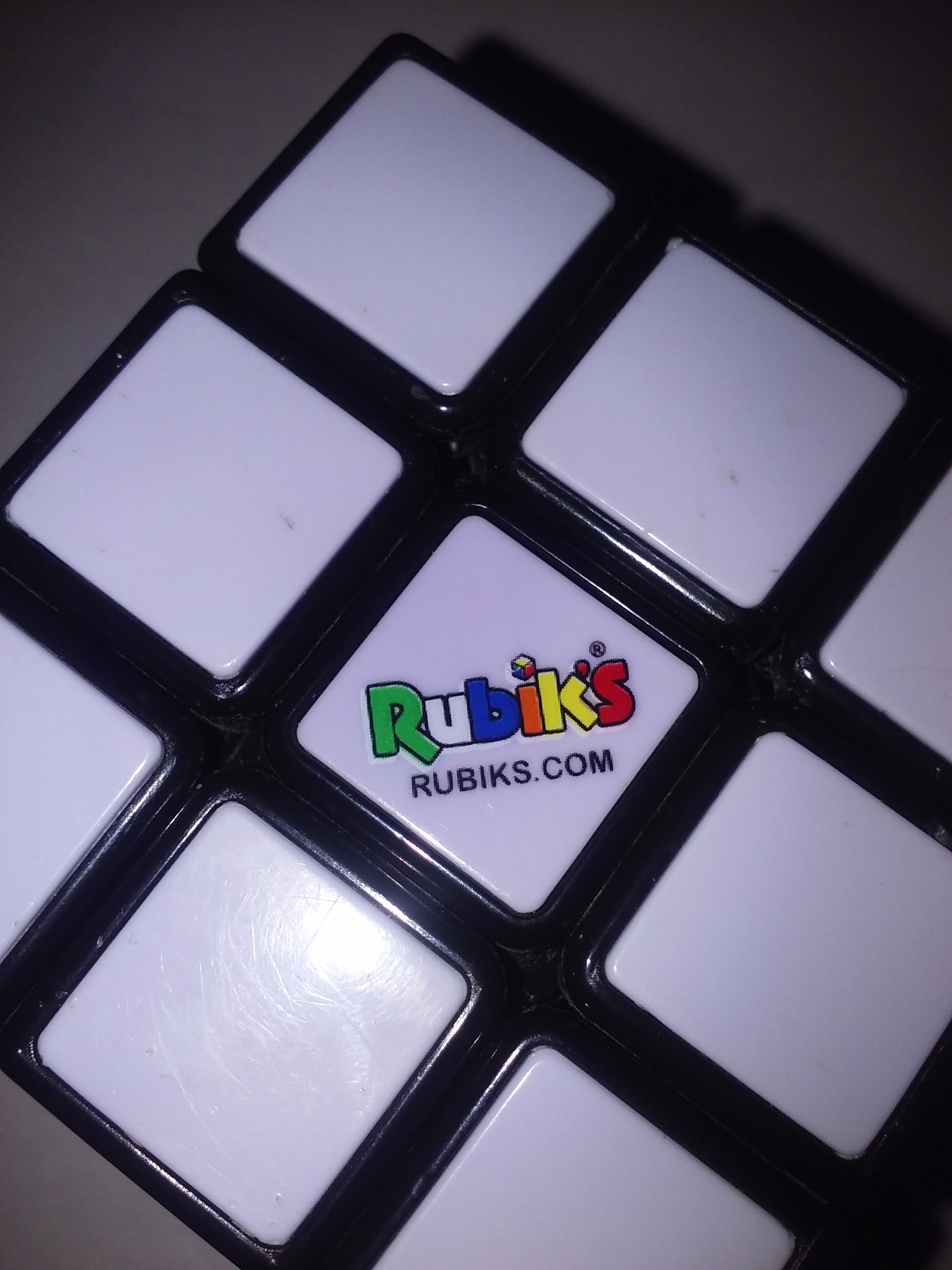 Rubik's Cube Tricks: Two Faced Checkerboard : 3 Steps - Instructables