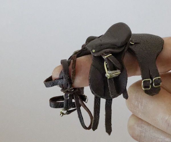 Miniature Tack for Model Horse : 11 Steps - Instructables