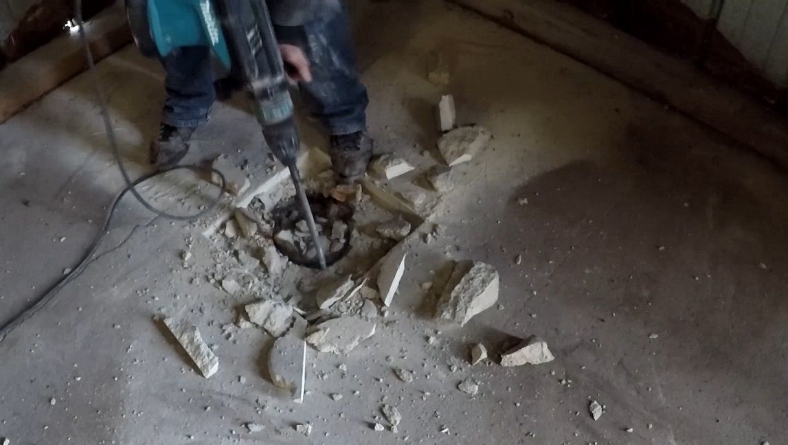 3 Ways to Patch Holes in a Concrete Floor : 5 Steps - Instructables