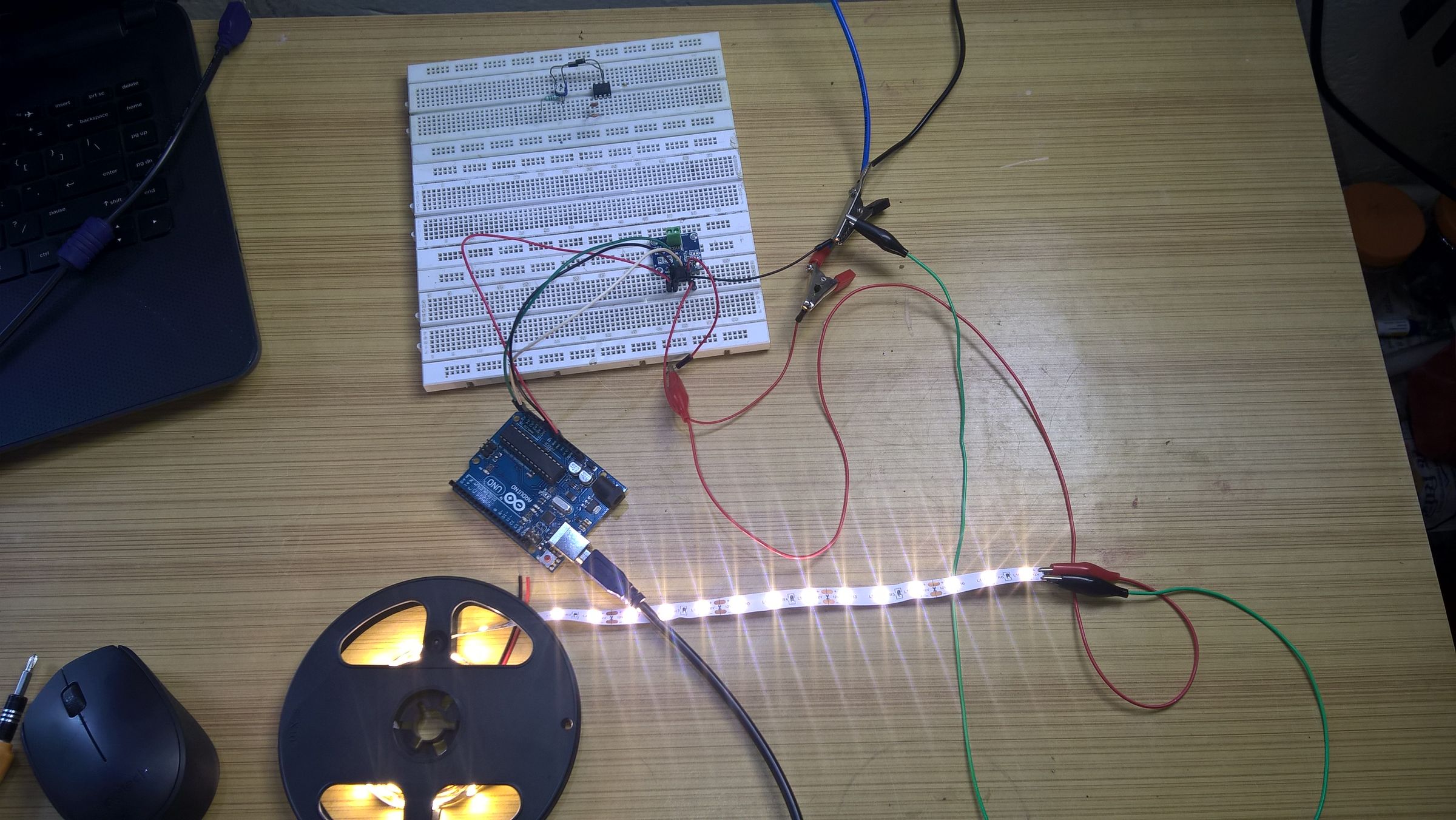 Measure Current and Voltage Using a Microcontroller || Voltage Divider ...