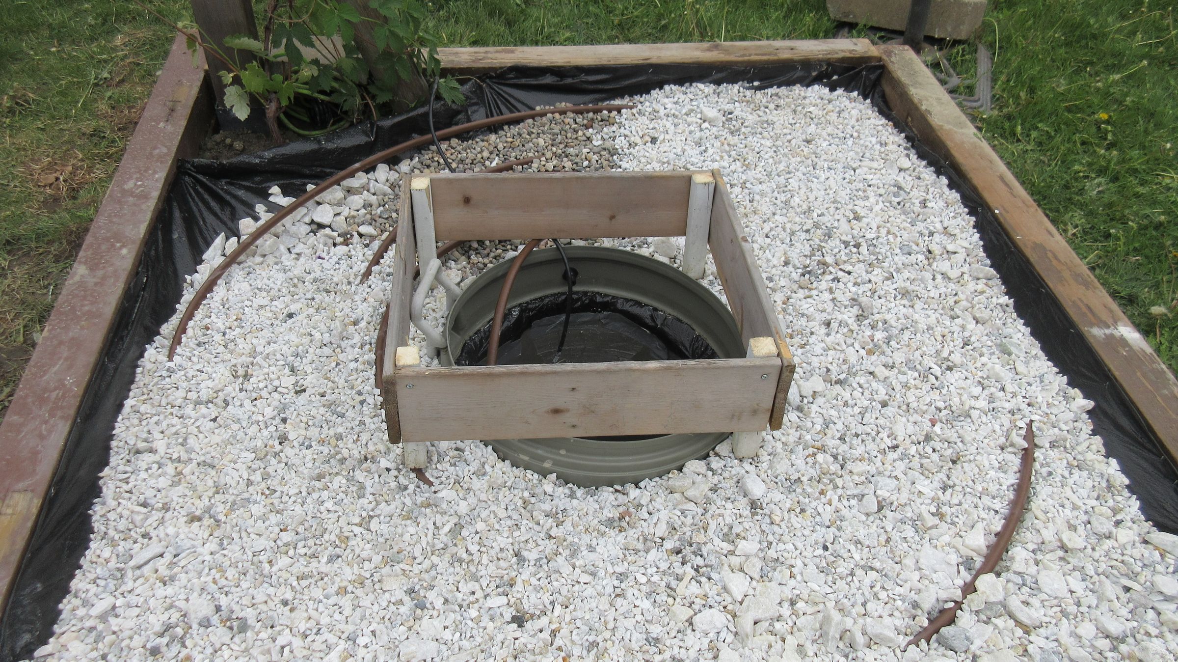 Going Down the Fish Pit : 8 Steps (with Pictures) - Instructables