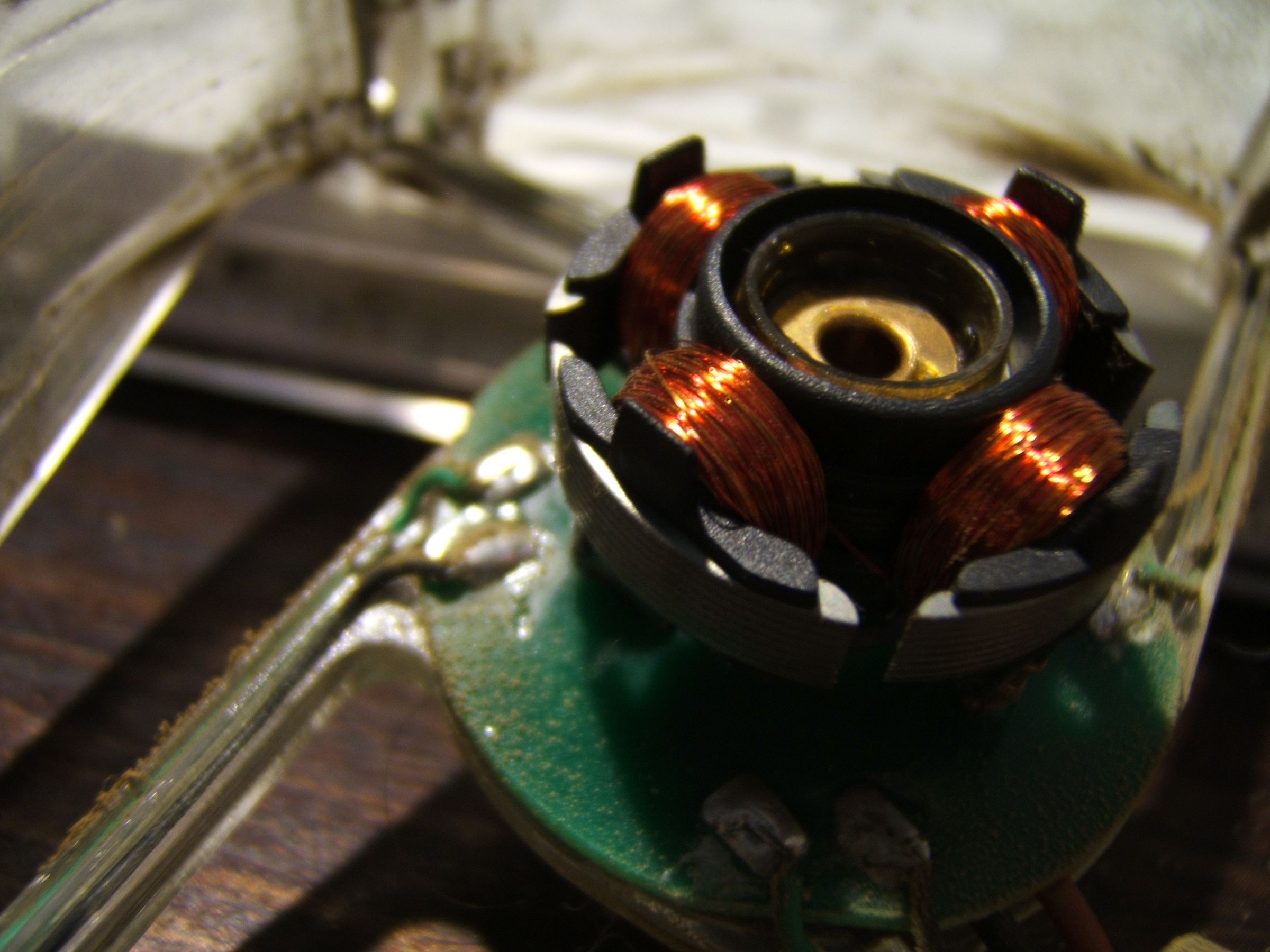 How to Take Apart a Case Fan : 4 Steps - Instructables